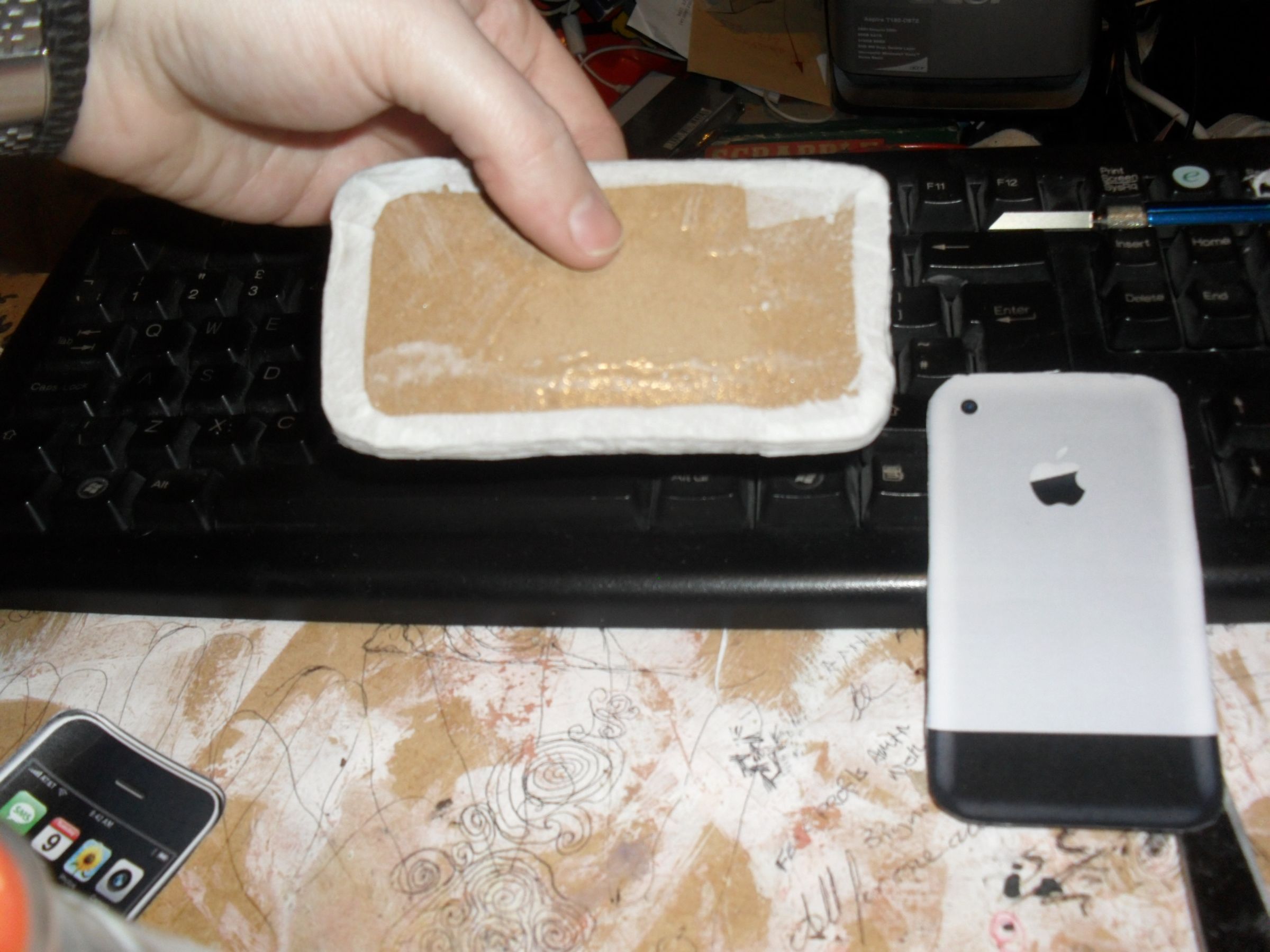 Cardboard Props: How to Make a Prop IPhone or IPad : 8 Steps ...