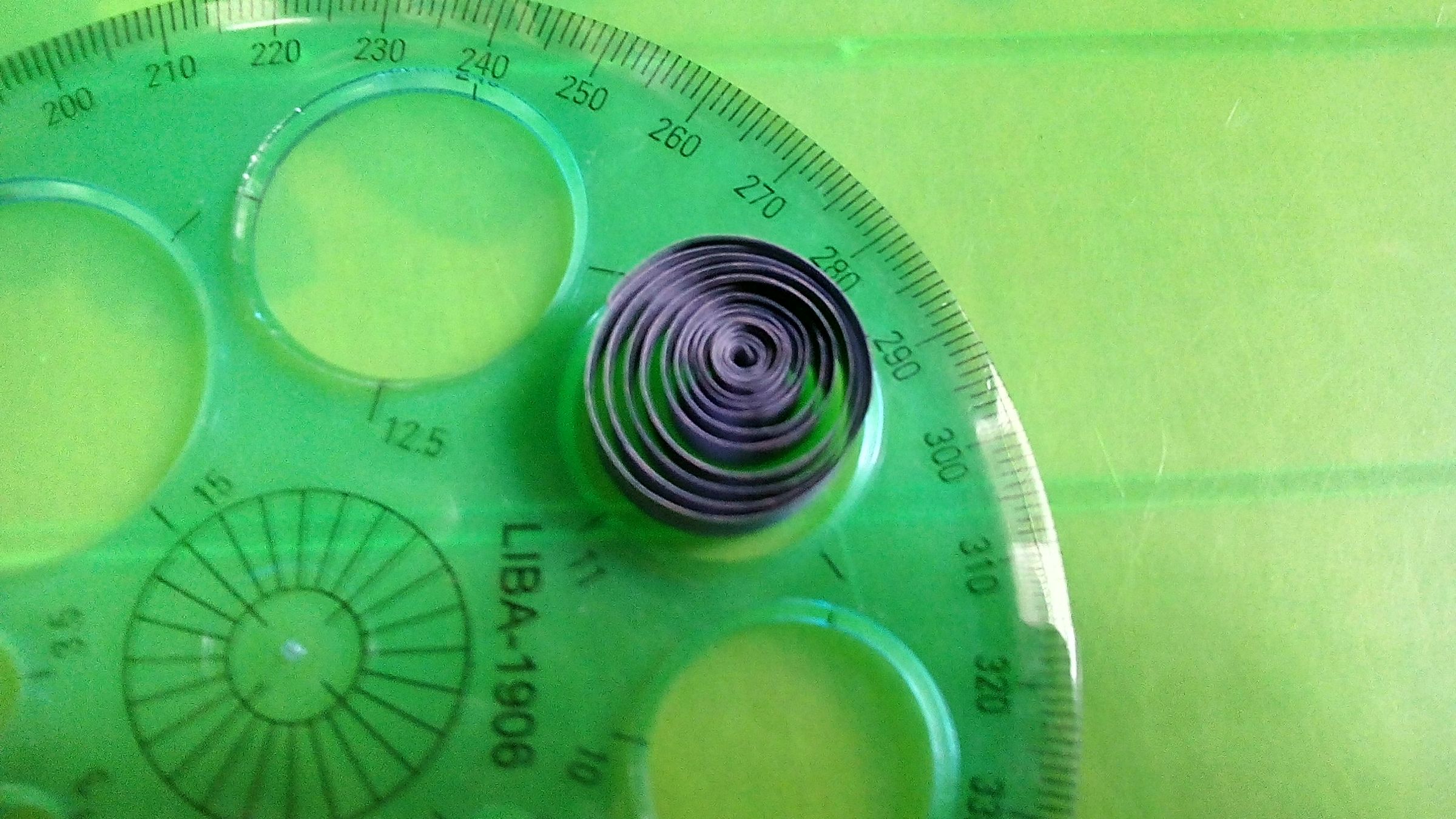 Getting Start With Quilling : 12 Steps (with Pictures) - Instructables