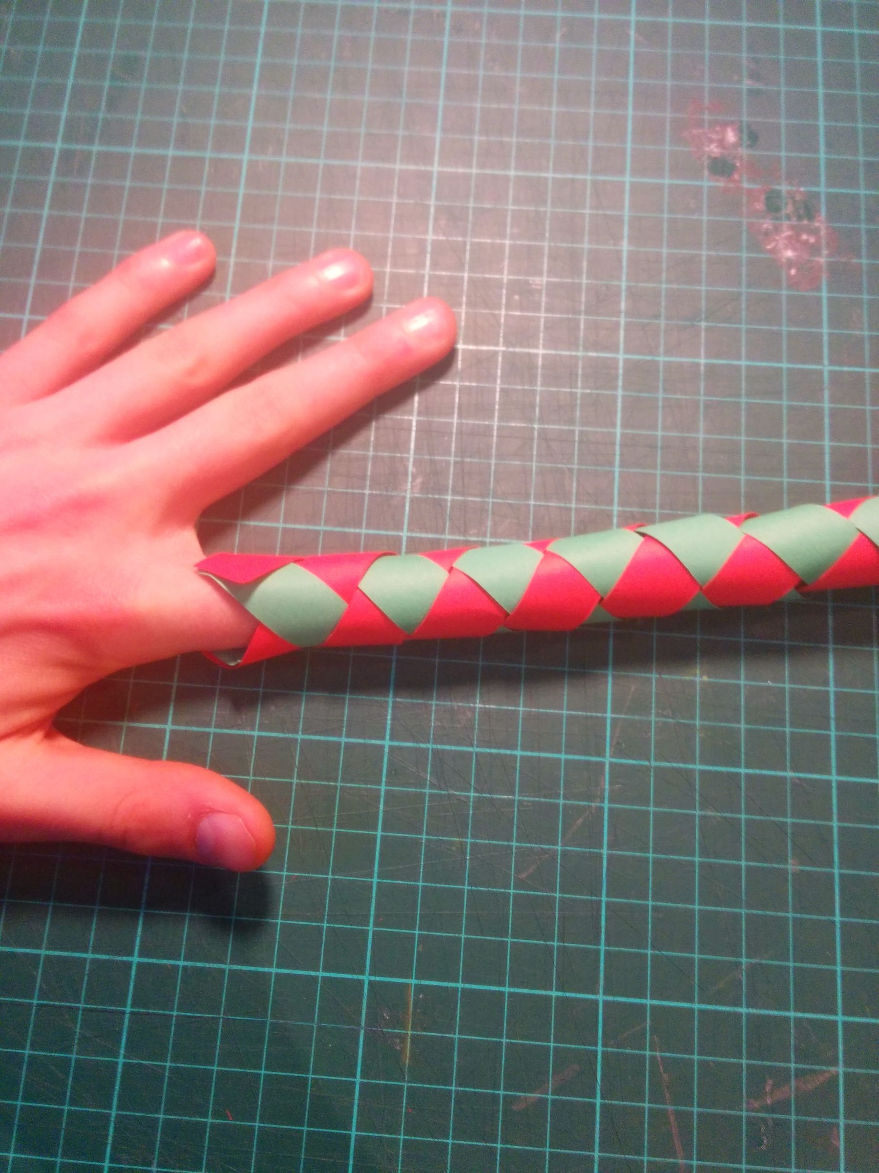 Paper Chinese Finger Trap : 9 Steps (with Pictures) - Instructables