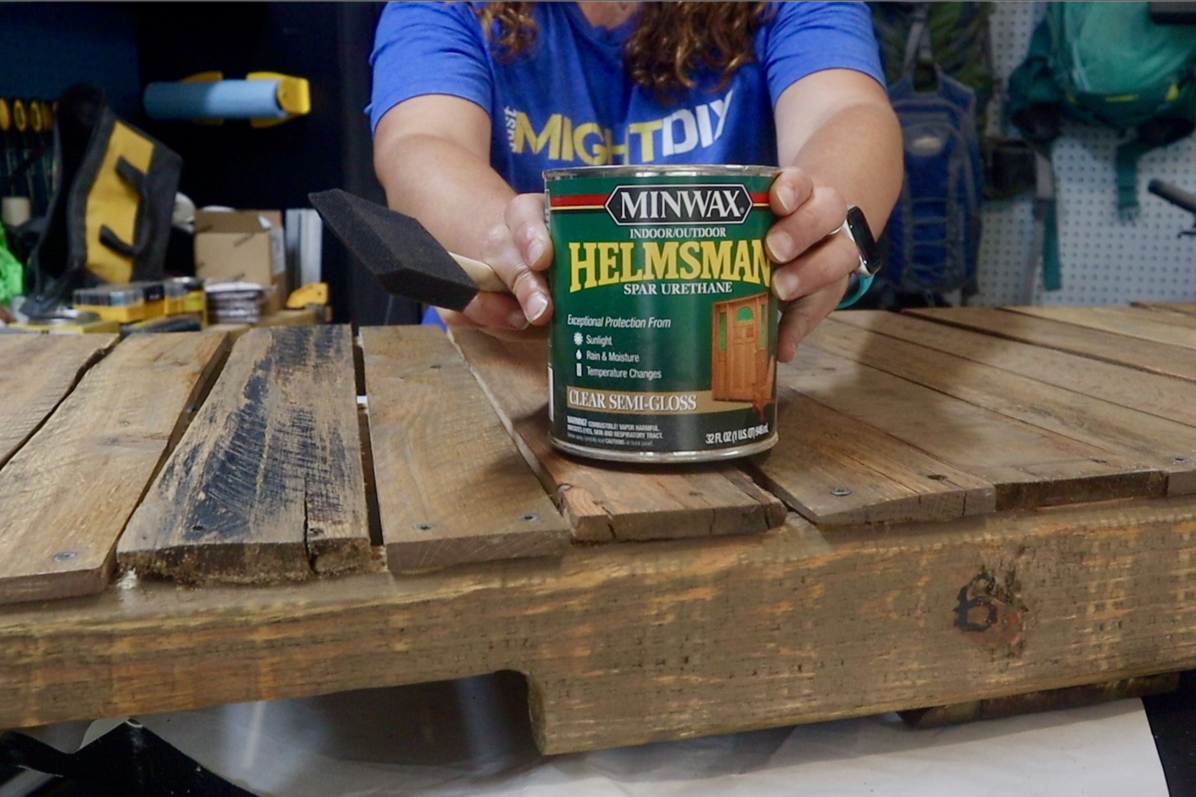 Cable Spool Pallet Bench - DIY Outdoor Seating! : 10 Steps (with ...