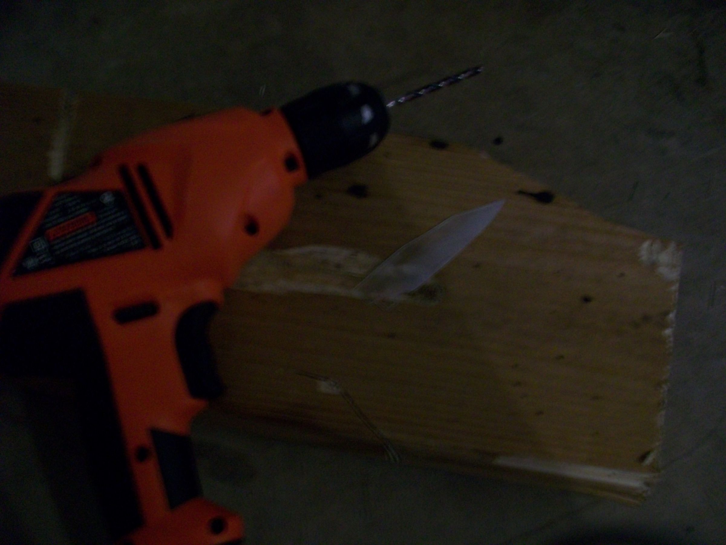 Make a Realistic Prop/Fake Knife : 6 Steps - Instructables