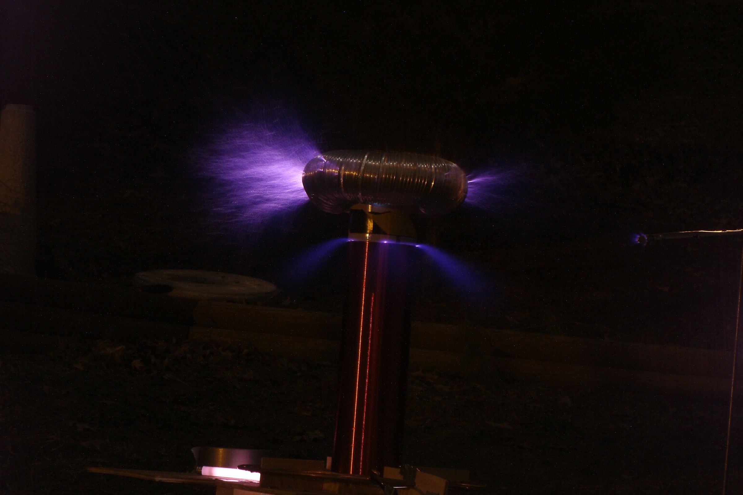 The Improved Simple Tesla Coil : 13 Steps (with Pictures) - Instructables
