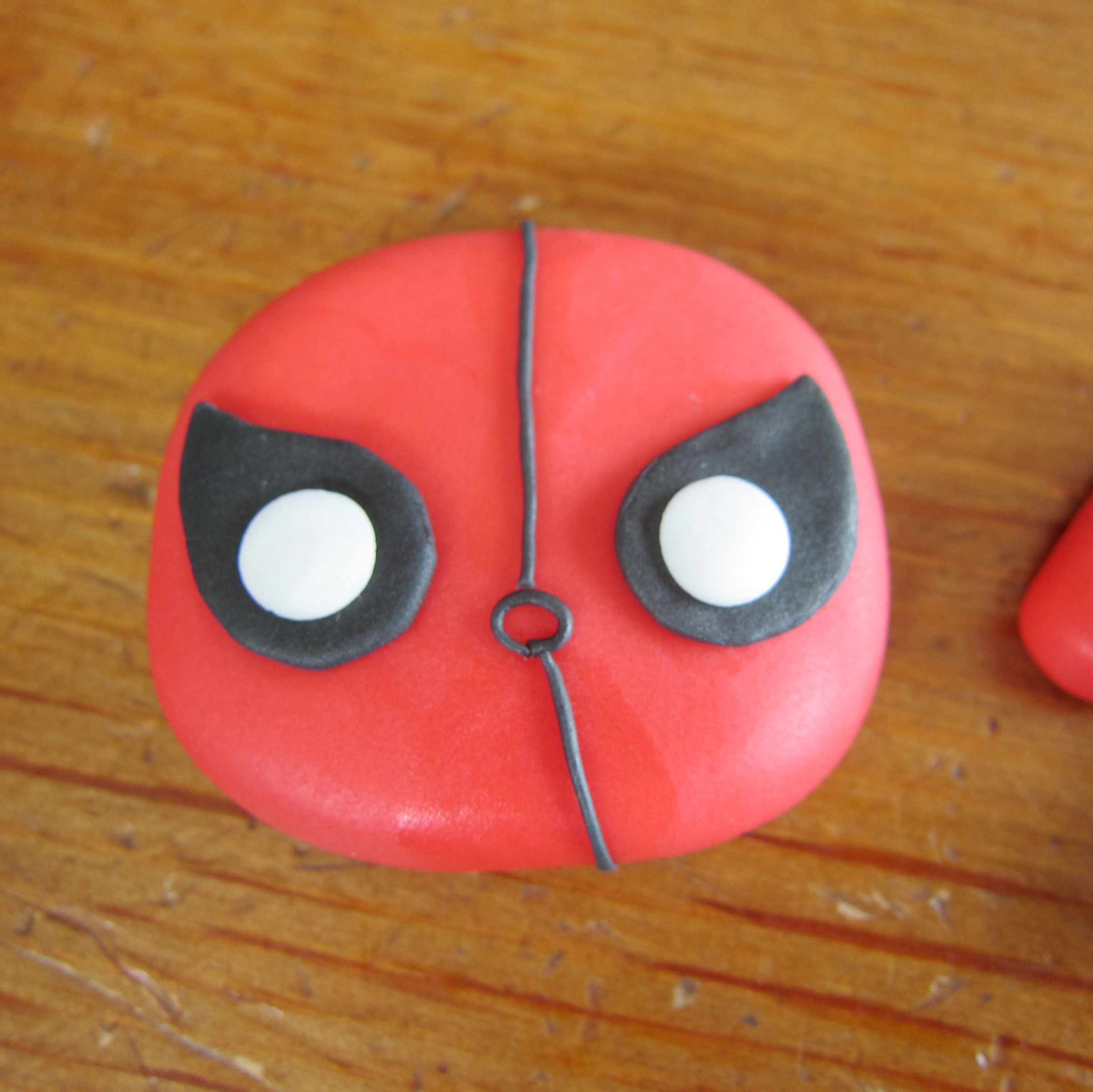 Fondant Marvel Superheroes : 5 Steps (with Pictures) - Instructables