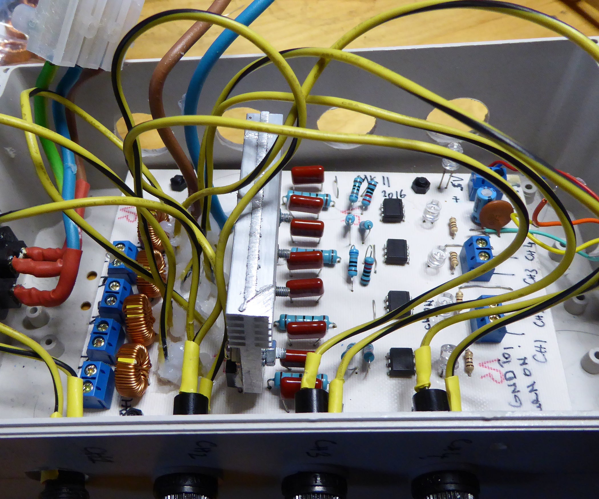 4 Channel Triac : 9 Steps (with Pictures) - Instructables 4 Channel Triac : 9 Steps (with Pictures) - Instructables