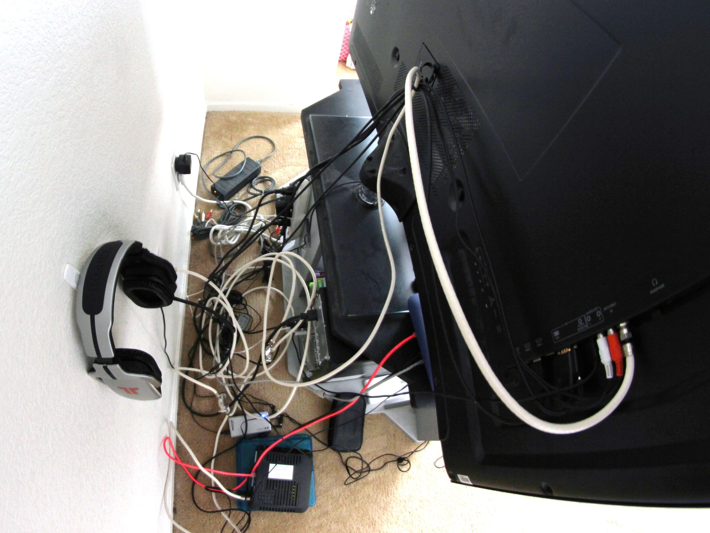 Cable Management (Home Theater, TV Computer Xbox Organization) : 8 ...