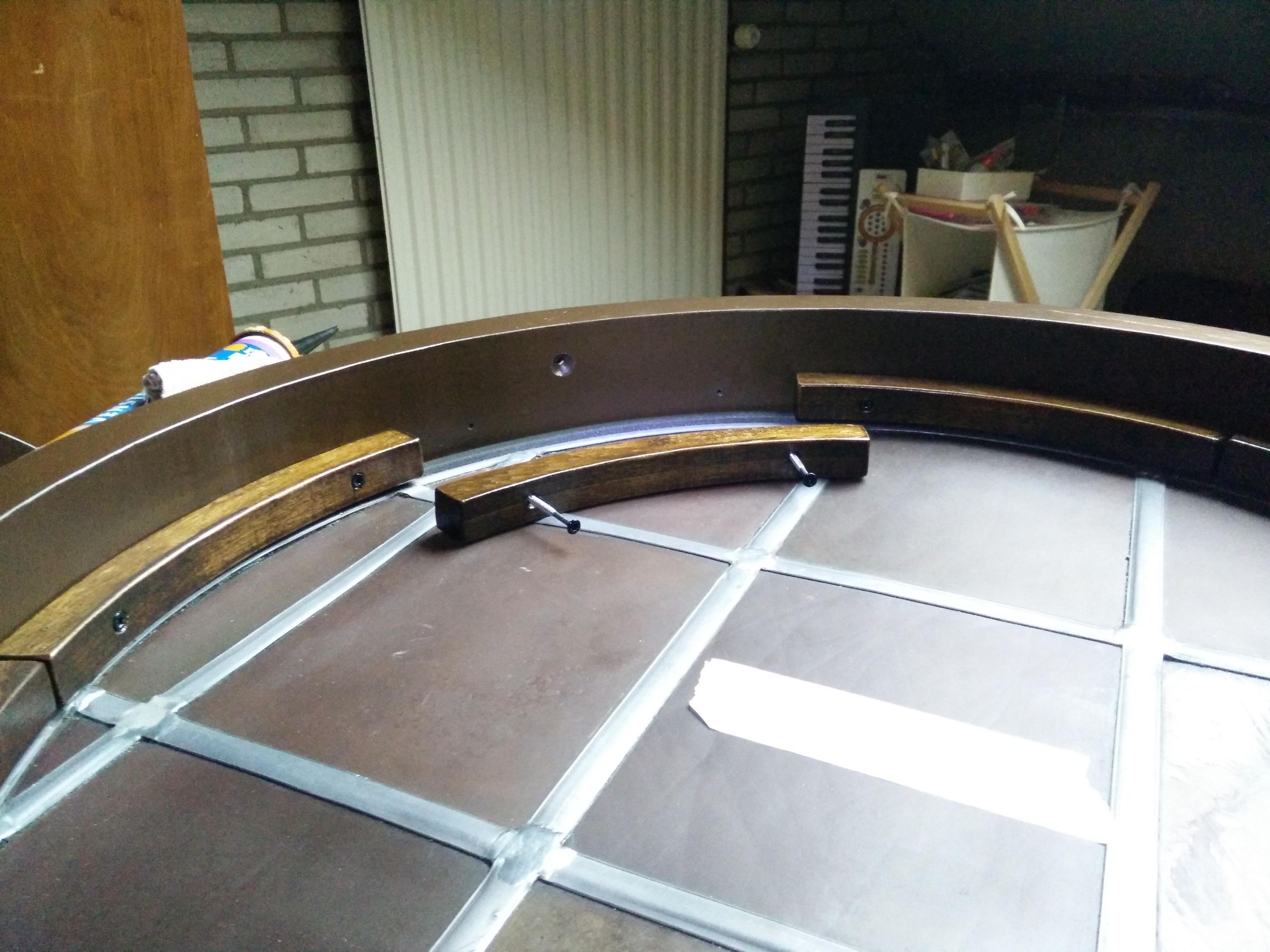 How to Make a Round Window Frame : 6 Steps (with Pictures) - Instructables