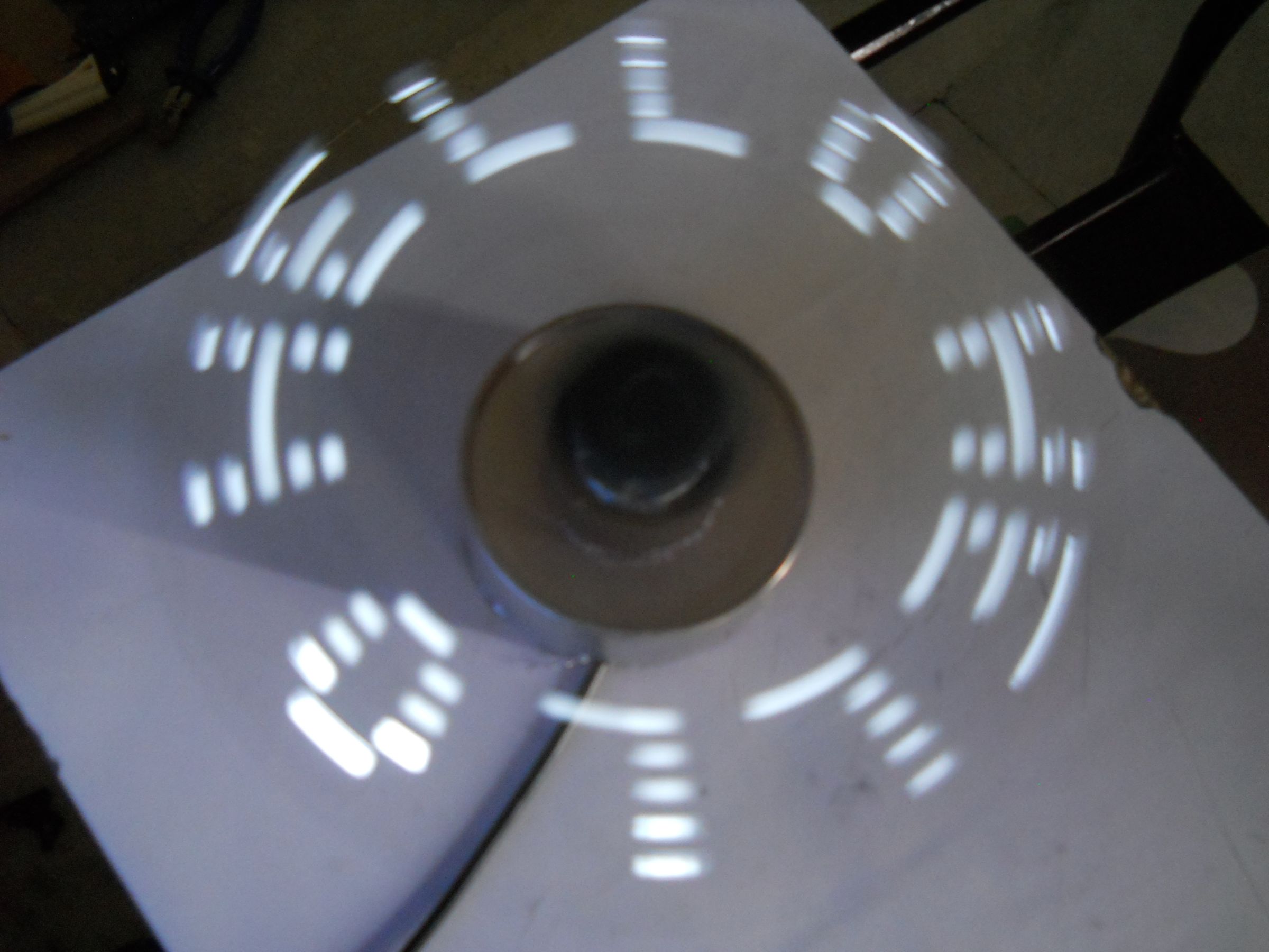 ATtiny85 POV Display : 10 Steps (with Pictures) - Instructables