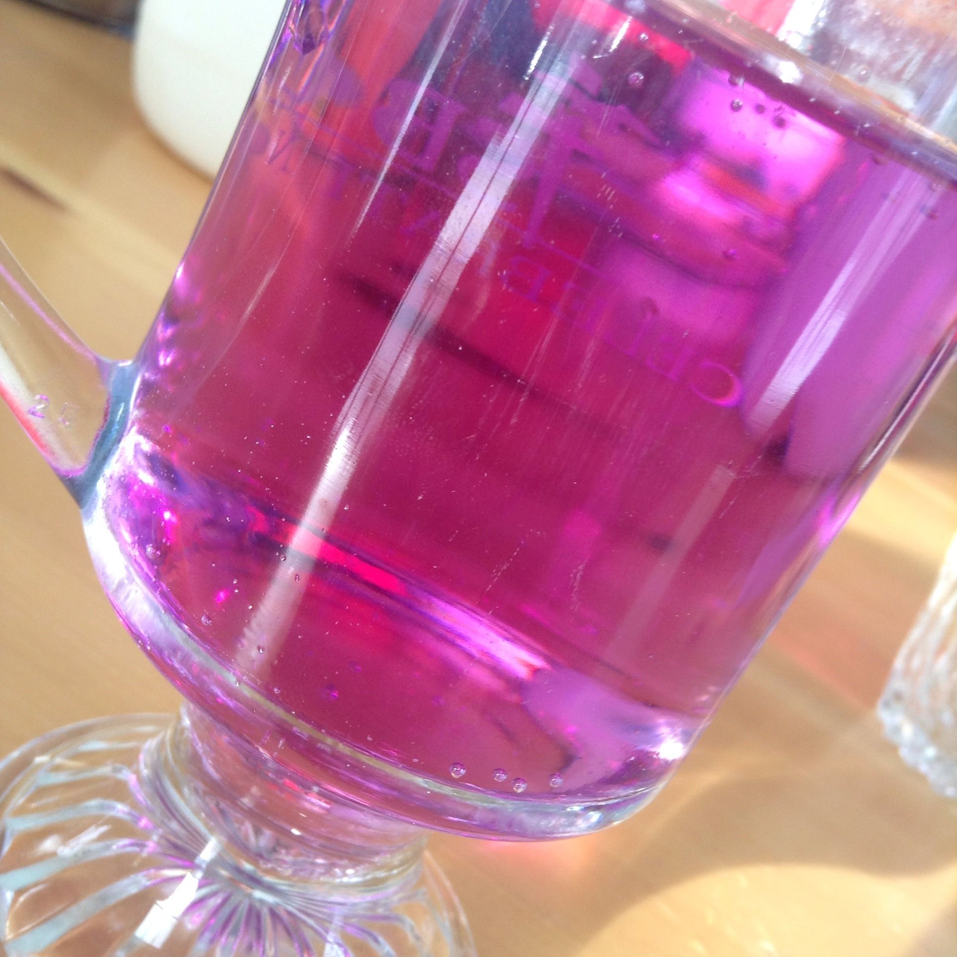 The Color-Changing Sports Drink : 4 Steps (with Pictures) - Instructables