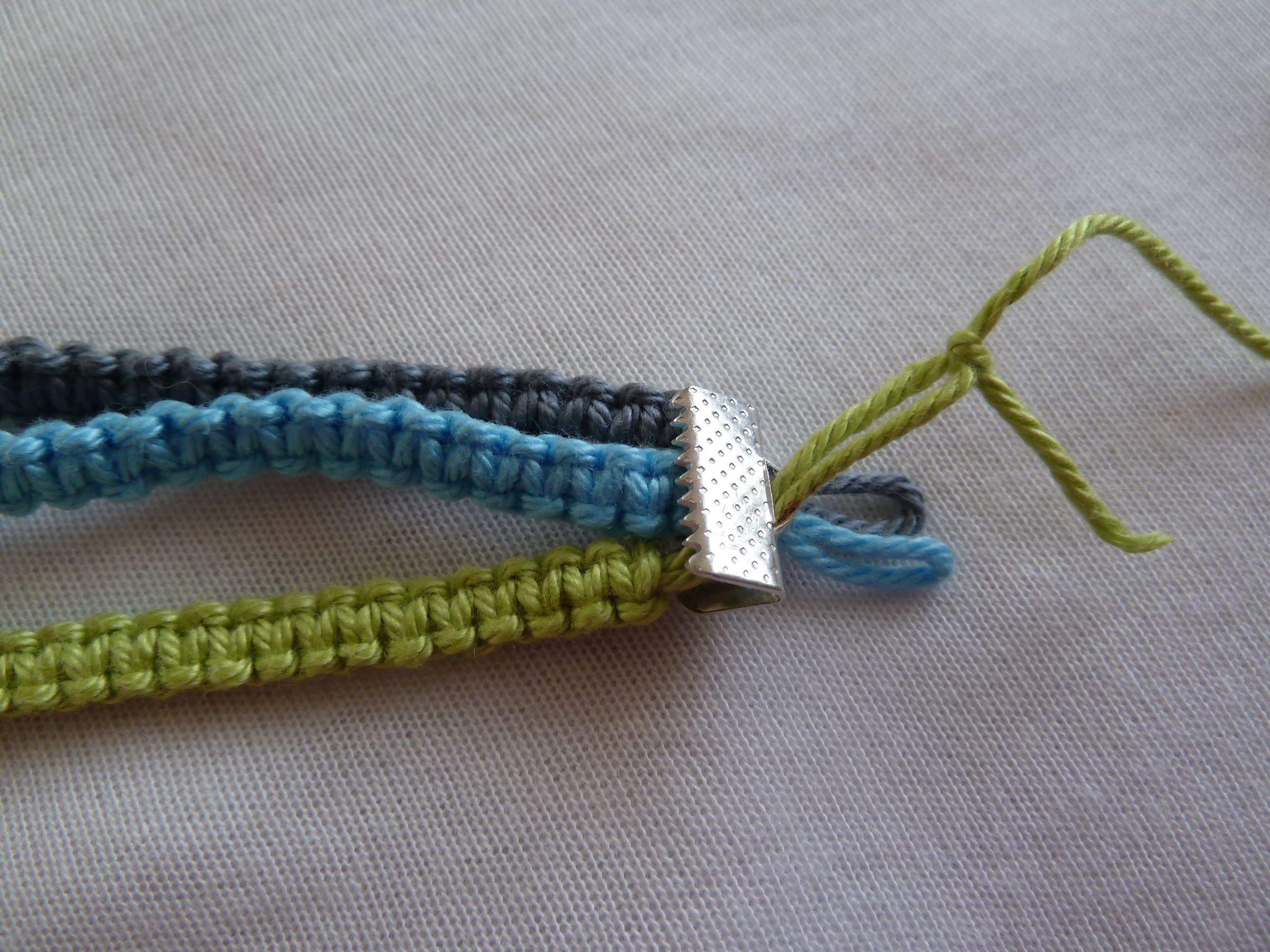 Braided Macrame Bracelet : 14 Steps (with Pictures) - Instructables