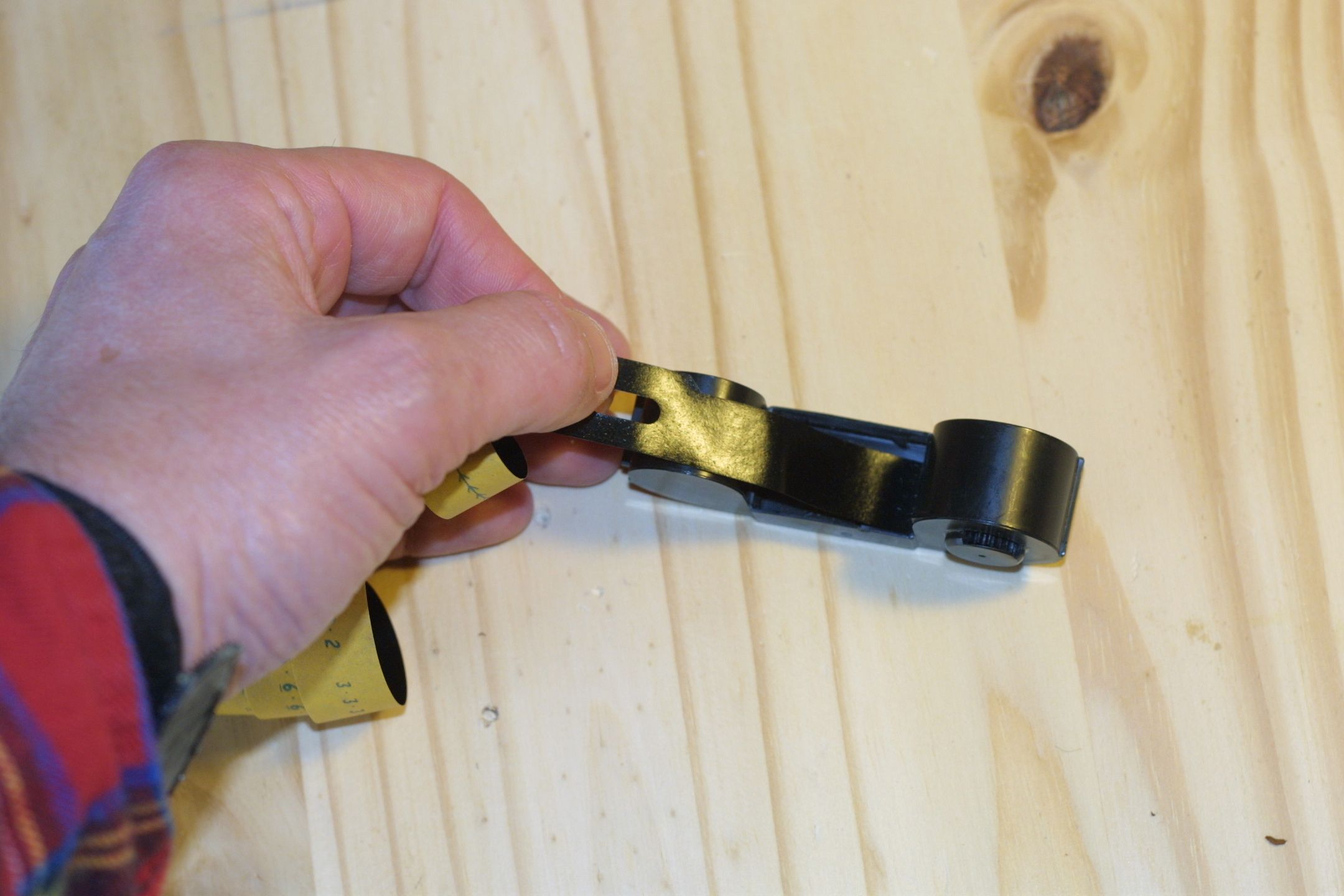 Disassemble and Reload a 110 Film Cartridge : 8 Steps (with Pictures ...