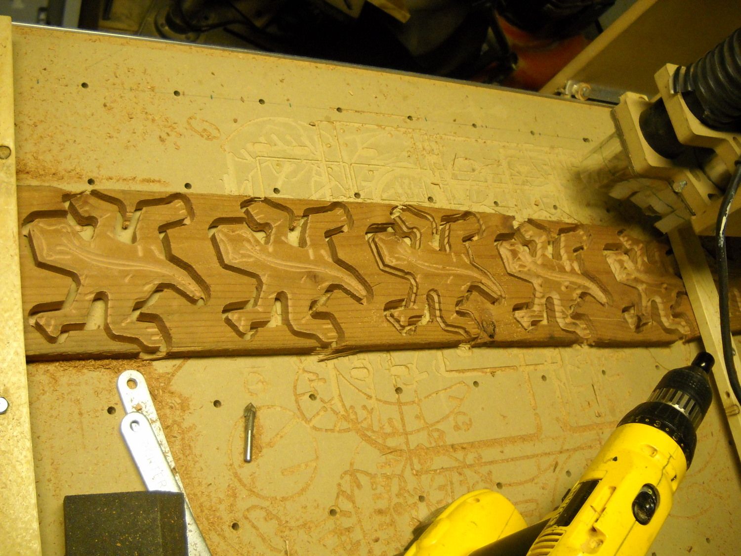 Make an MC Escher Reptiles Table : 11 Steps (with Pictures) - Instructables