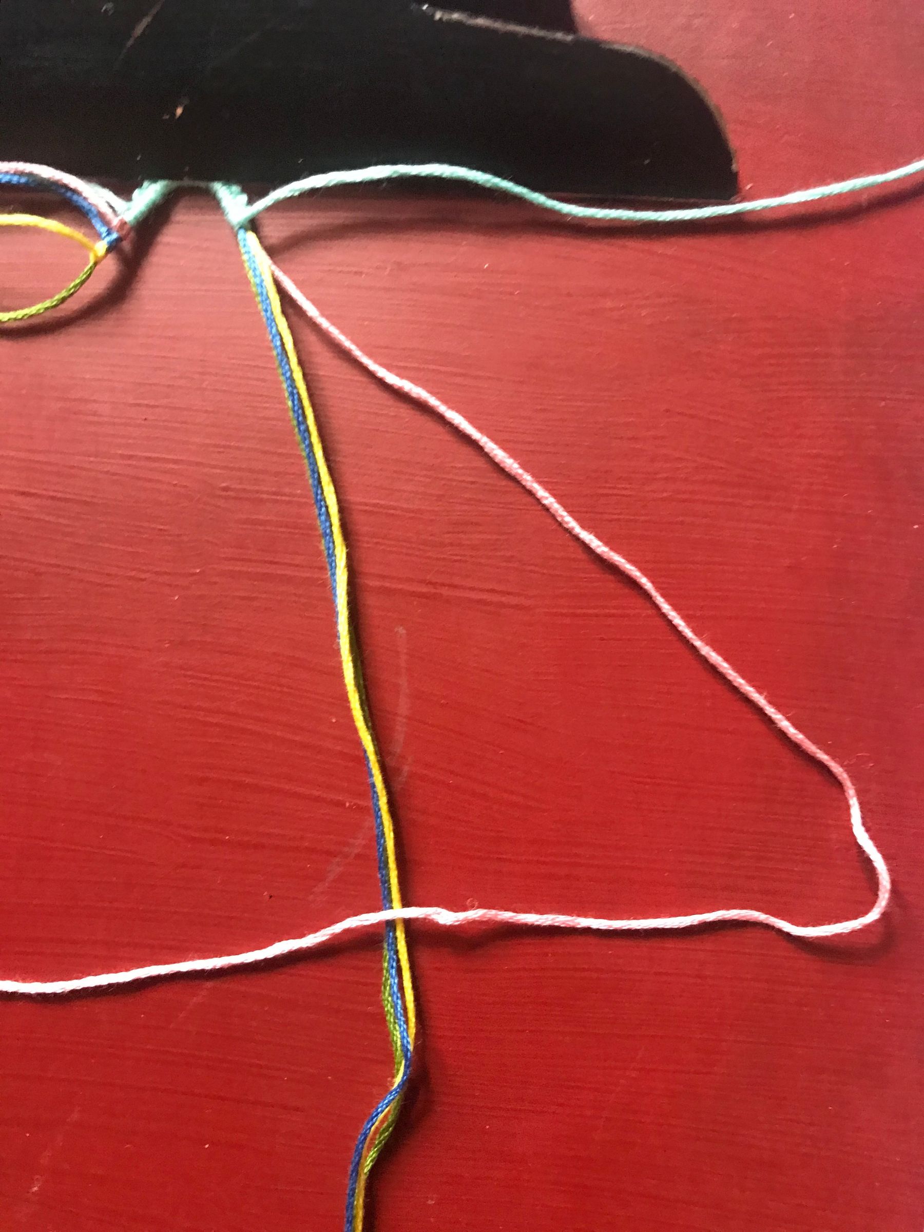 Friendship Bracelet With Teardrop Loop and Triangle Ending : 7 Steps ...