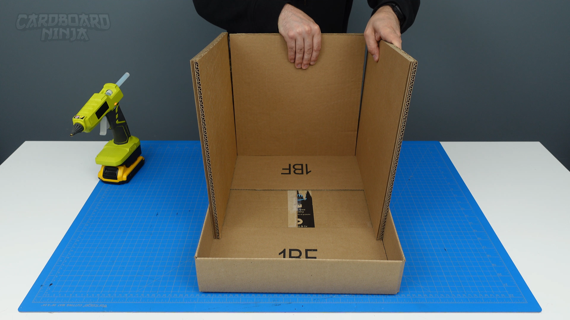 Modern Cardboard Pet House for Cats 🐱 : 11 Steps (with Pictures ...