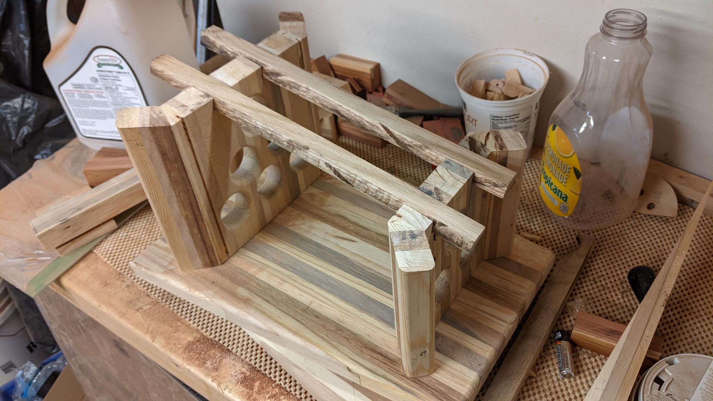 Pallet Wood Bird Feeder : 6 Steps (with Pictures) - Instructables