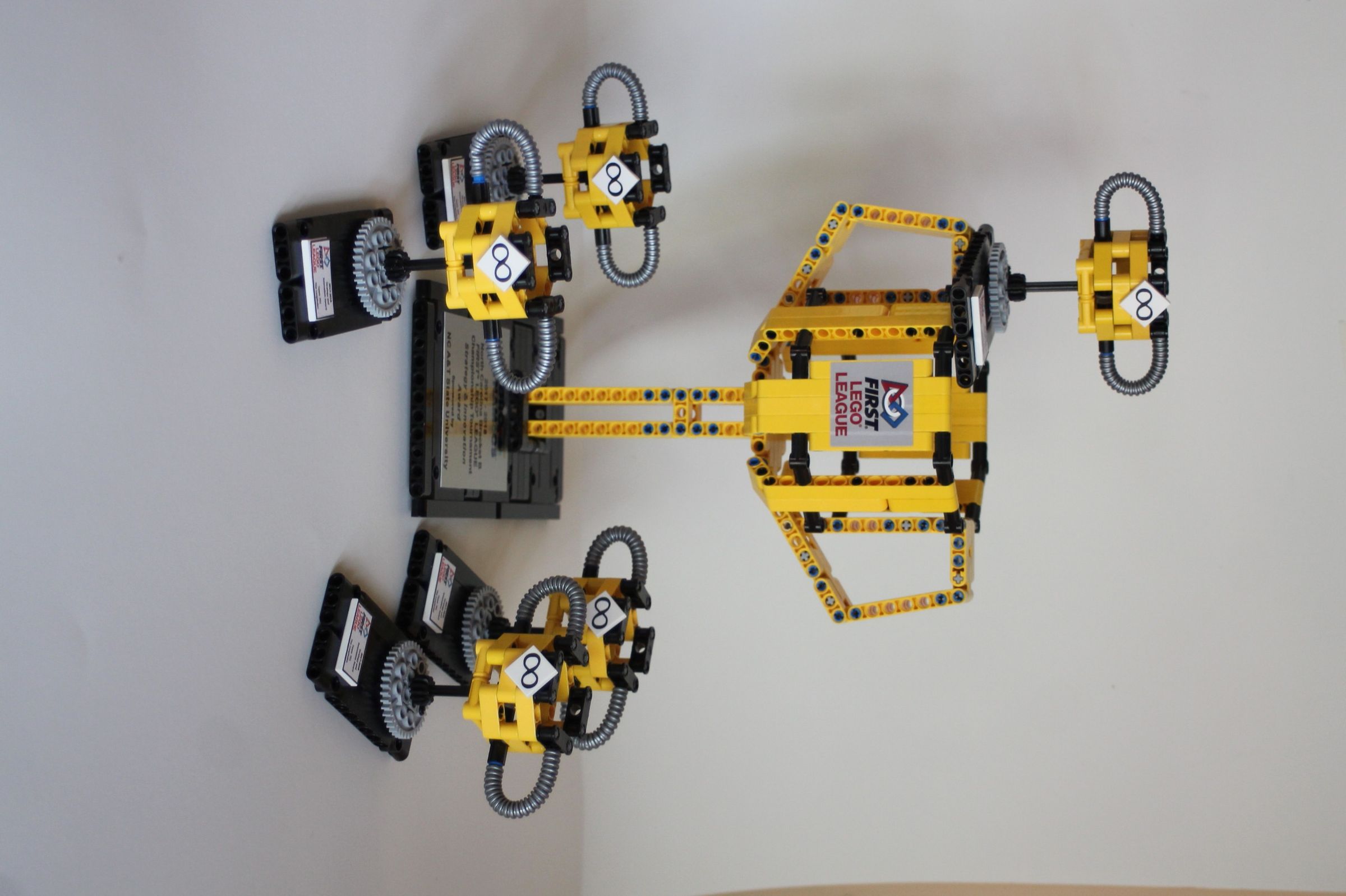 Mini First Lego League Trophy : 14 Steps - Instructables