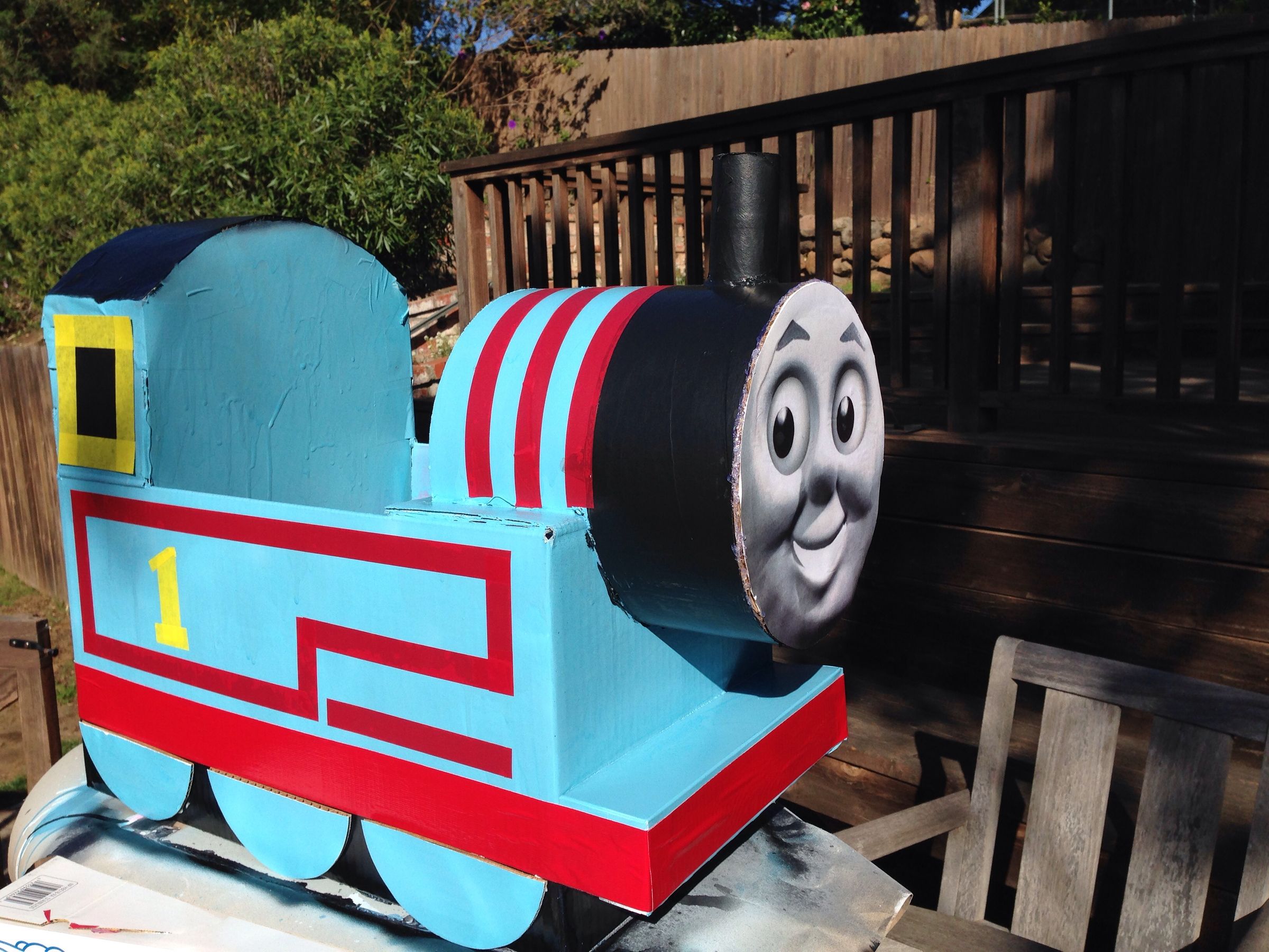 Thomas the Tank Engine Costume : 17 Steps (with Pictures) - Instructables