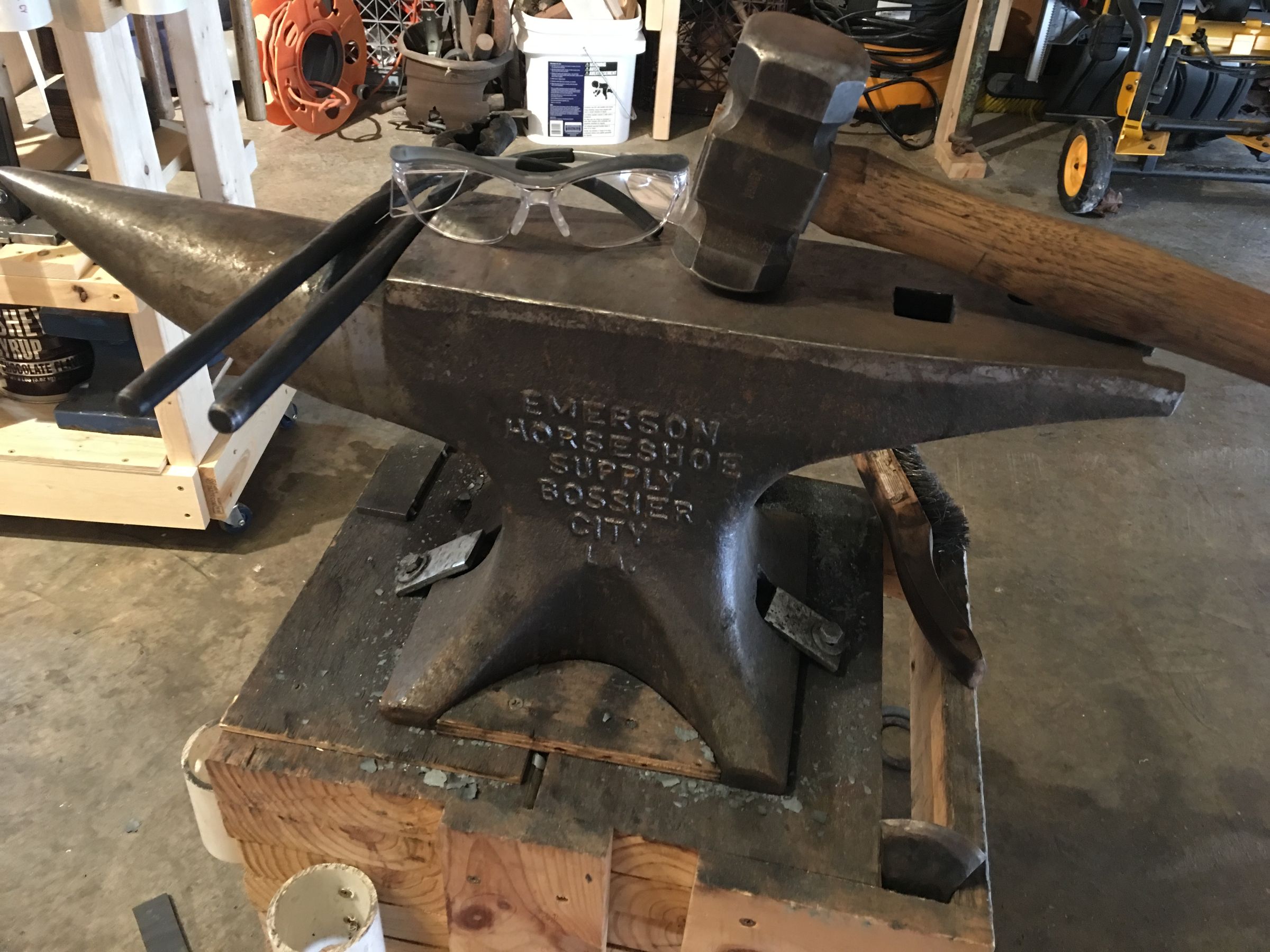 HAND FORGED Cold Chisel, From a Rusty Old Coil Spring : 10 Steps (with ...