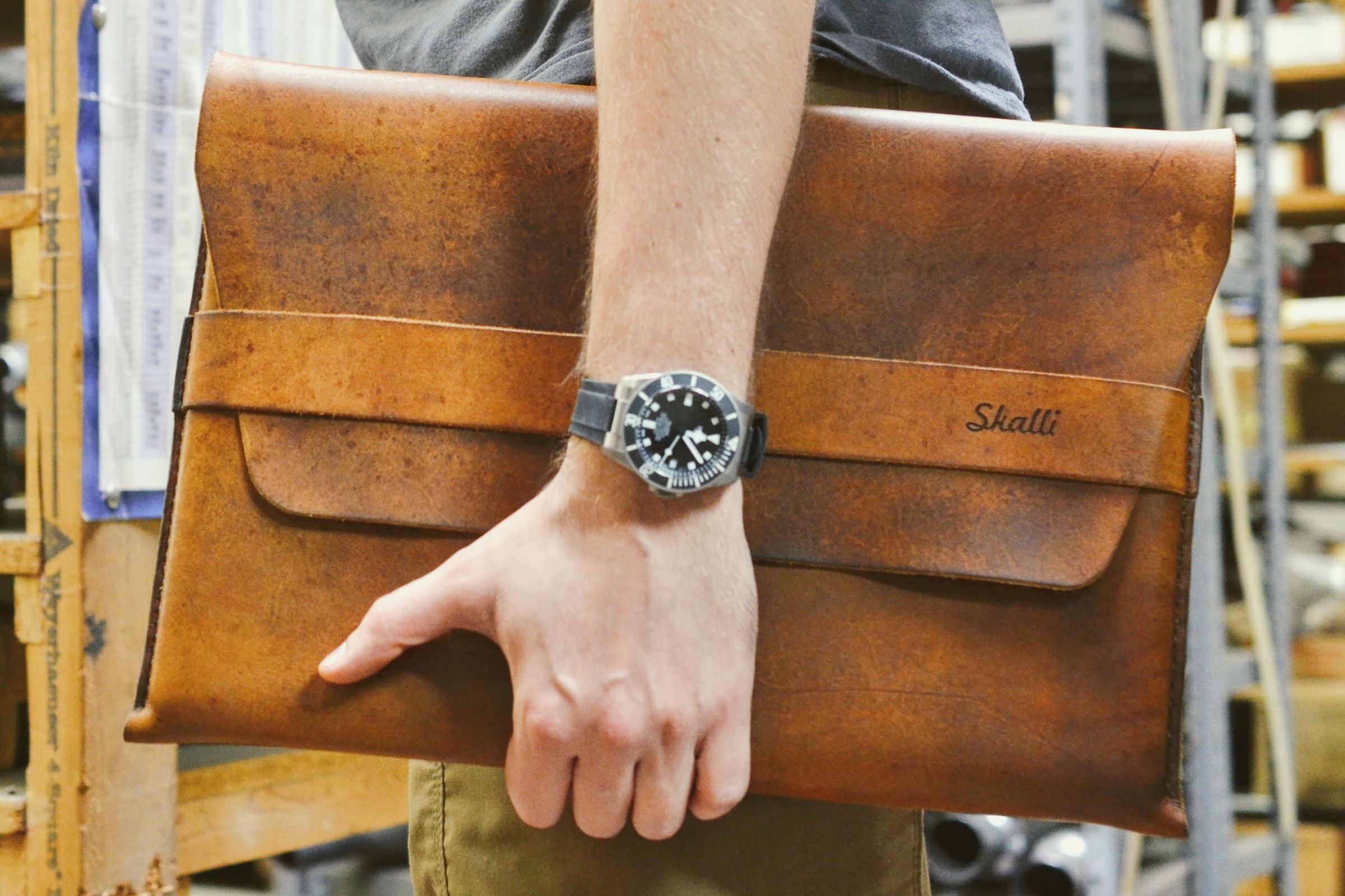Custom Leather Laptop Sleeve : 18 Steps (with Pictures) - Instructables