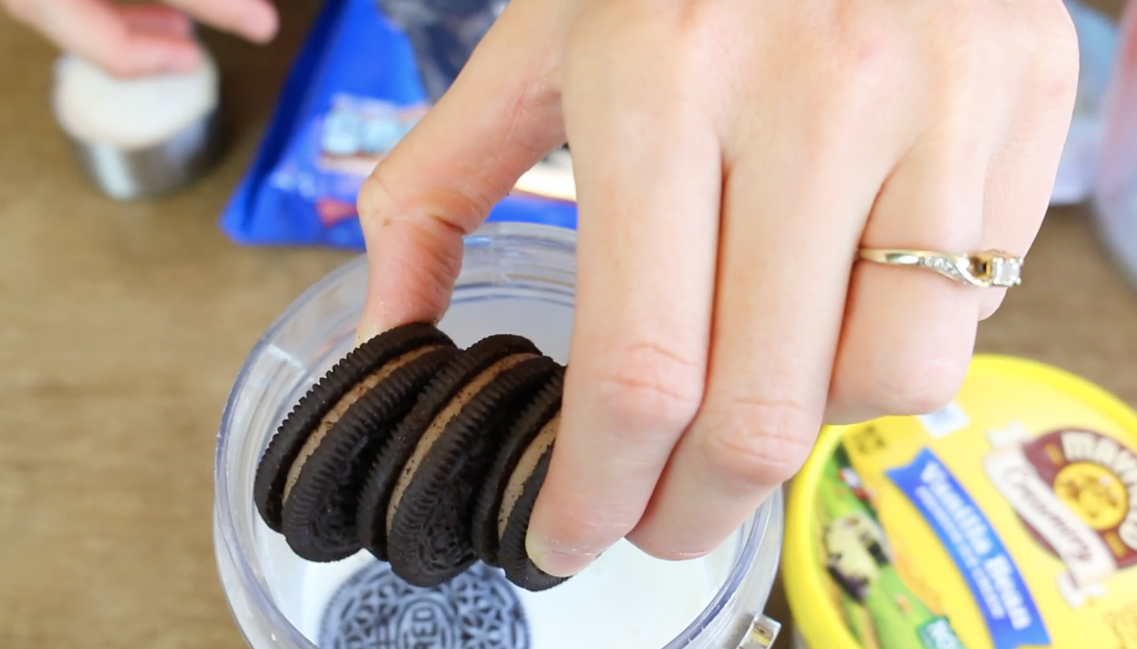 Oreo Milkshake Tutorial : 9 Steps (with Pictures) - Instructables