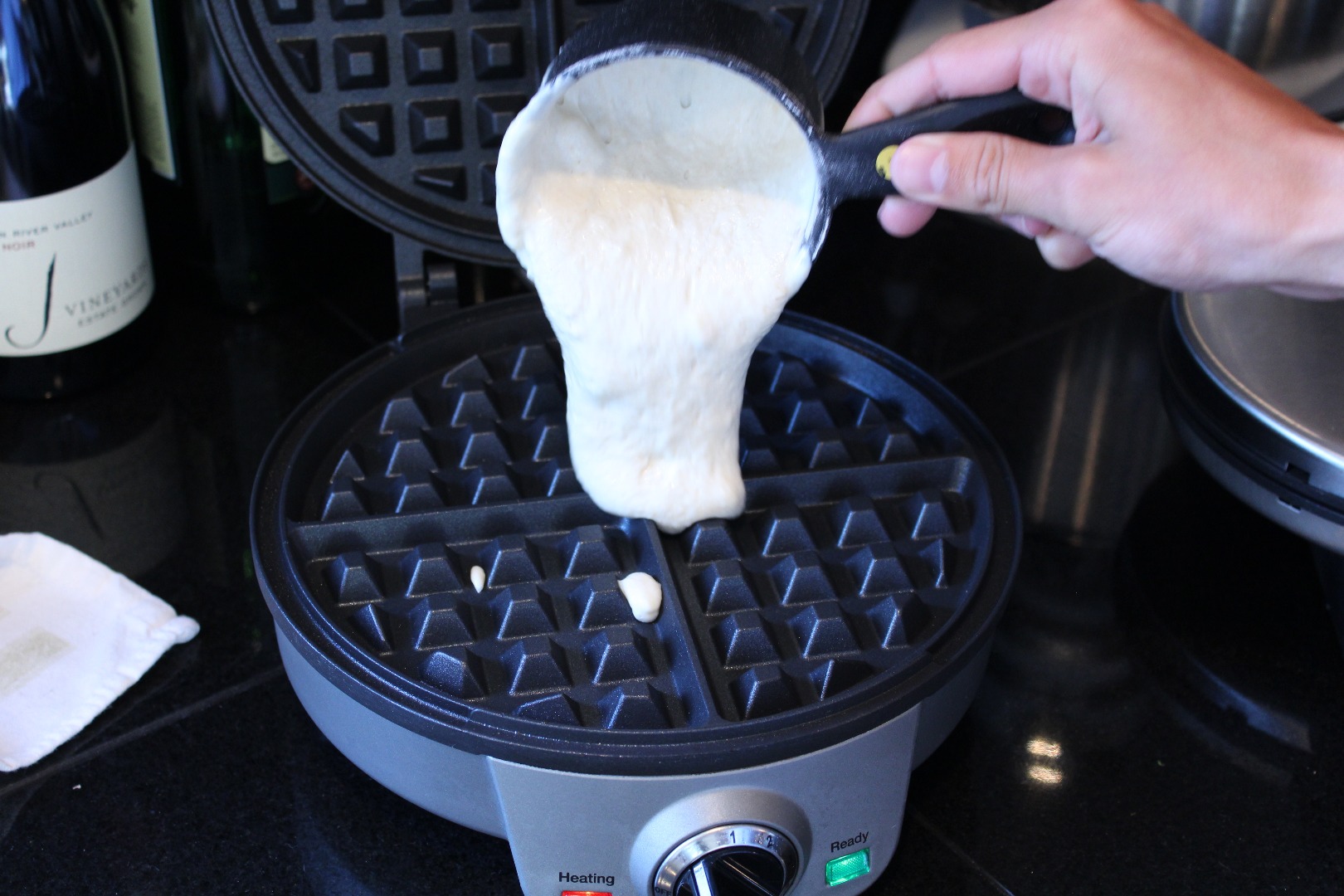 Fluffy Homemade Waffles : 6 Steps (with Pictures) - Instructables