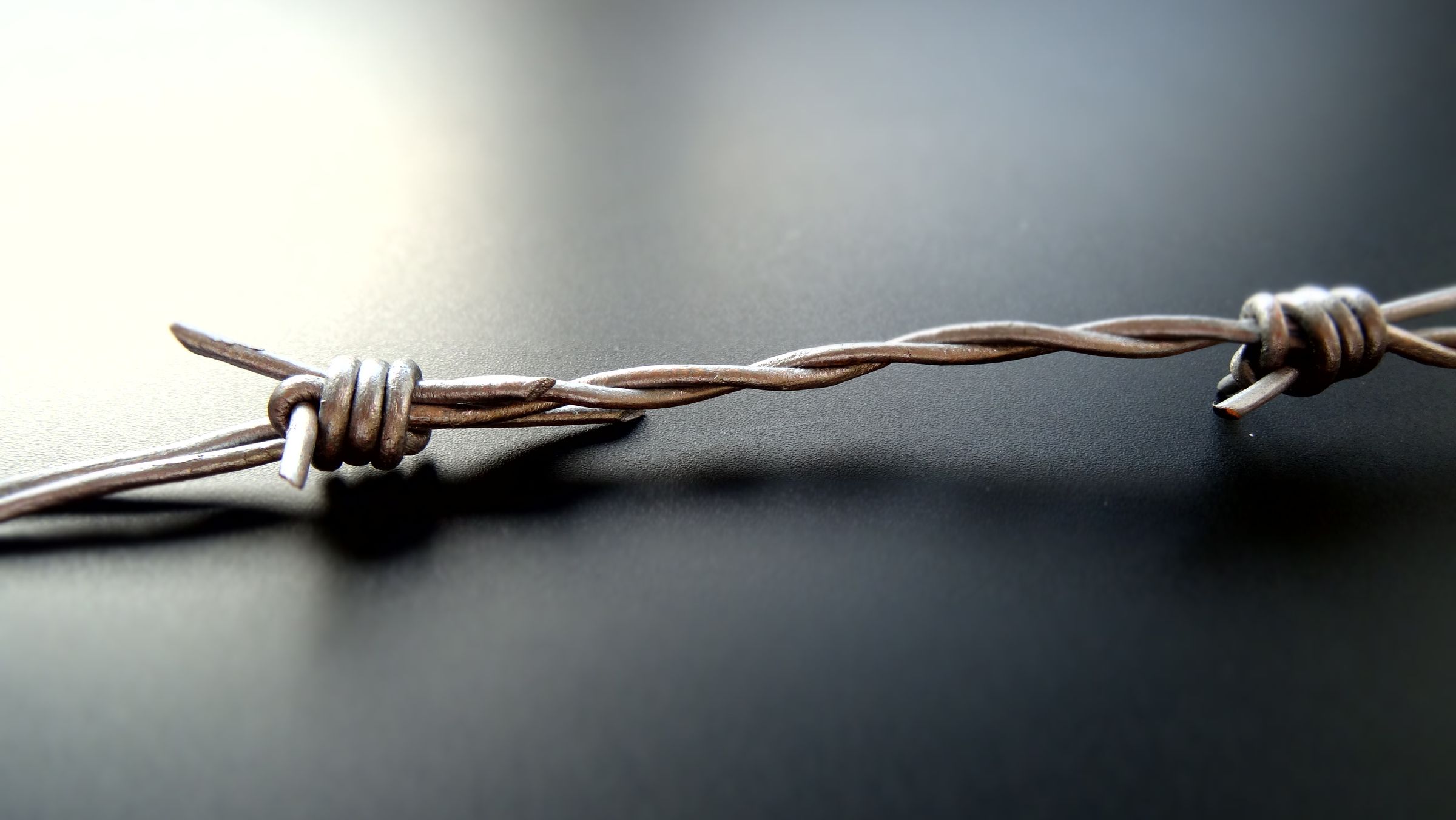 How to Make Fake Barbed Wire With Leather : 4 Steps (with Pictures ...