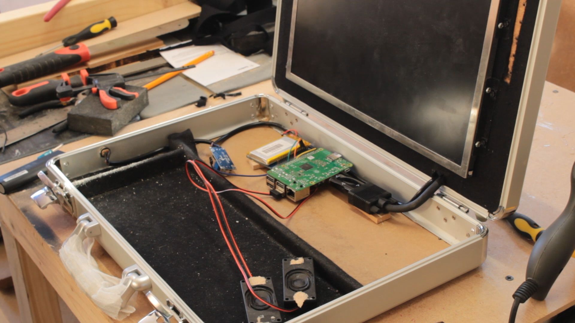 Briefcase Computer With Raspberry Pi : 13 Steps - Instructables