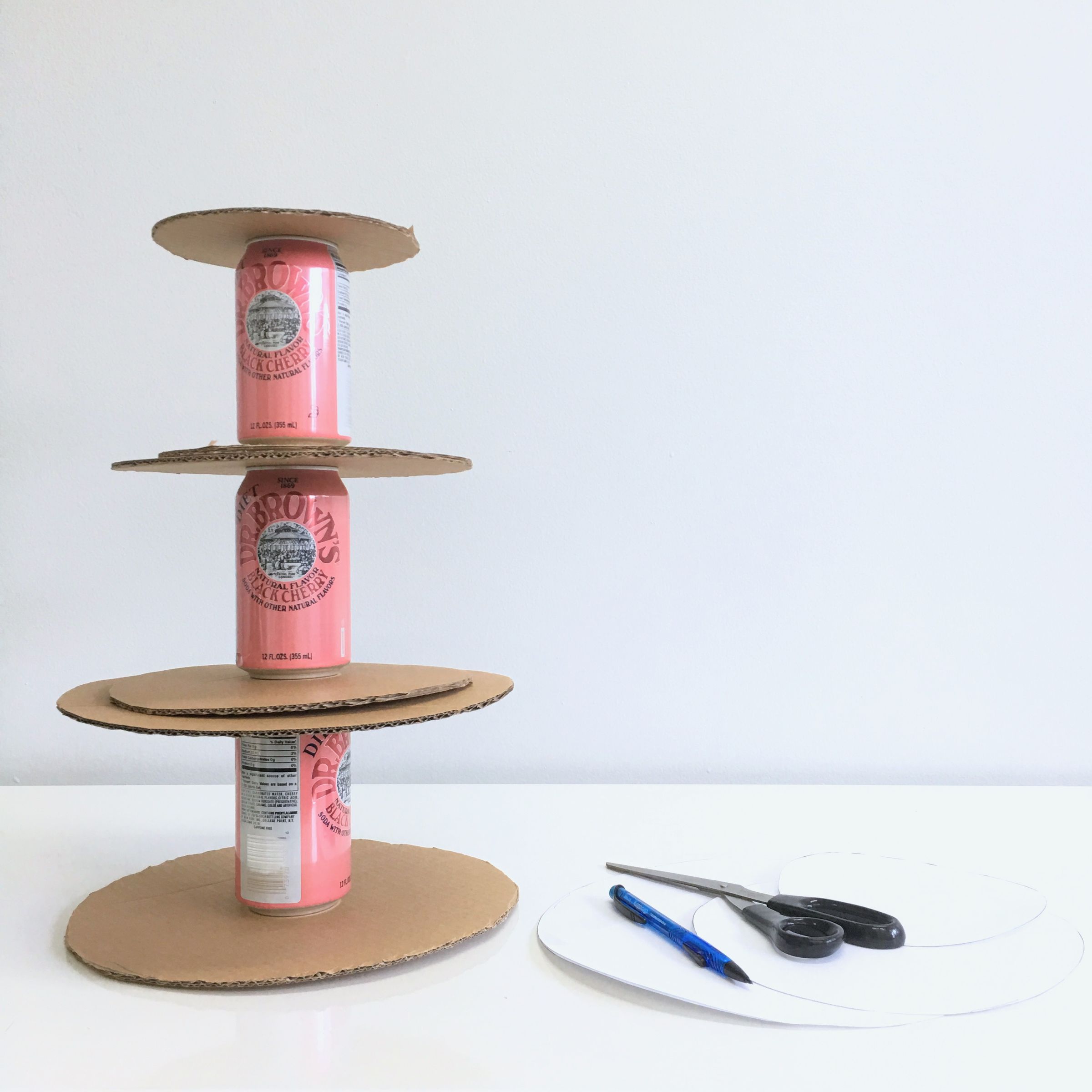 Fake Prop Cake From Cardboard & Soda Cans : 11 Steps (with Pictures ...