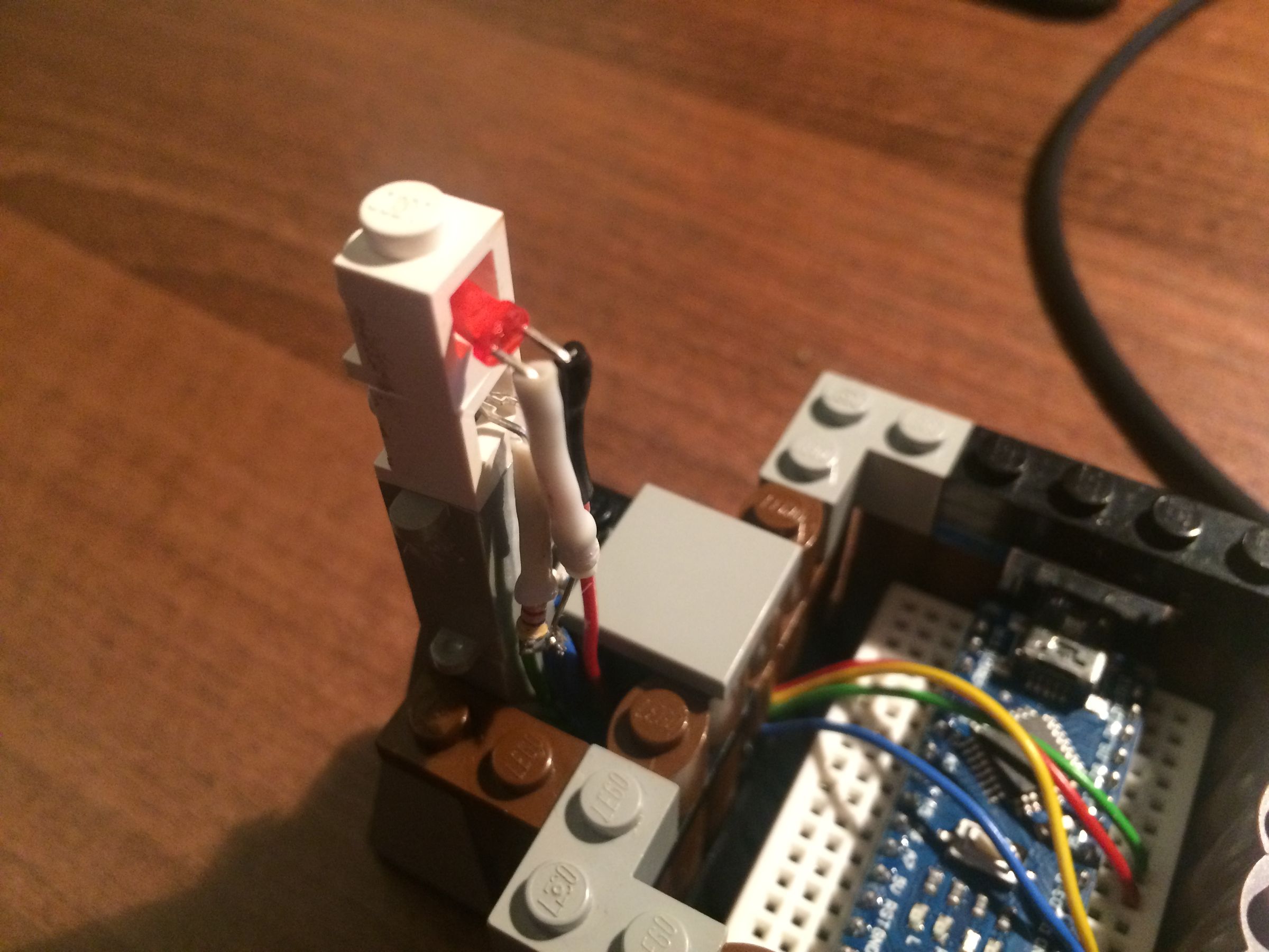 Railroad Signal Using Arduino : 5 Steps (with Pictures) - Instructables