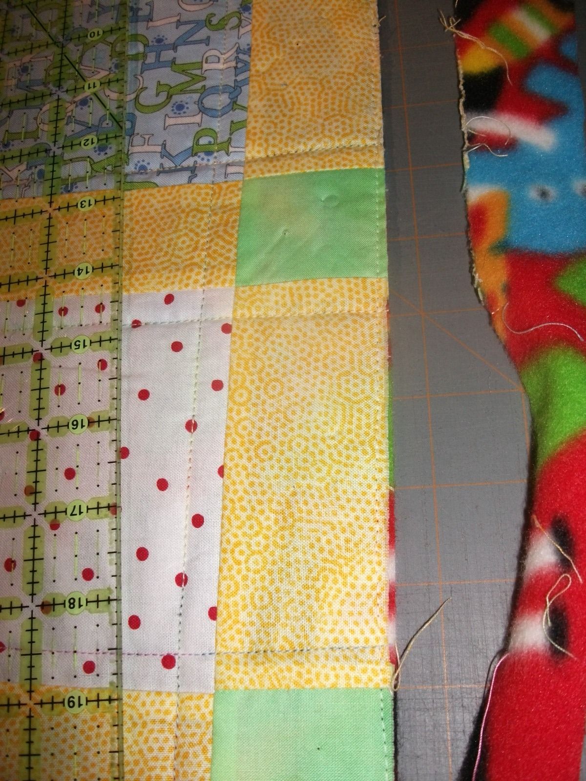 Charm Pack Baby Quilt : 12 Steps (with Pictures) - Instructables