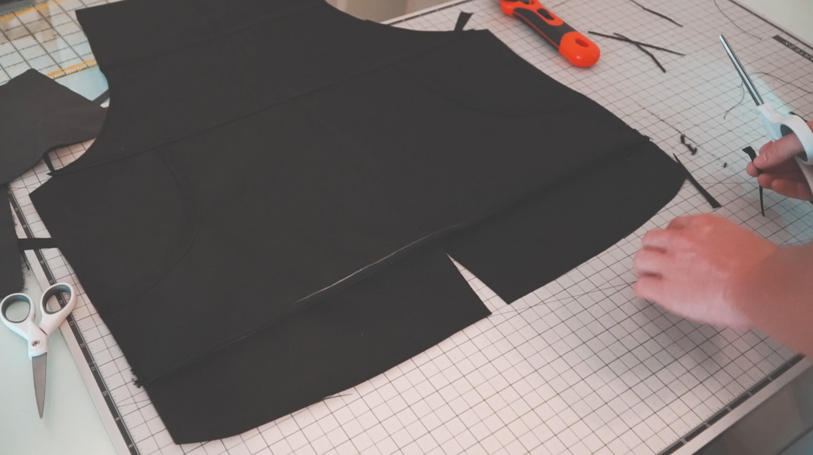 How to Make Your Own Apron : 8 Steps (with Pictures) - Instructables