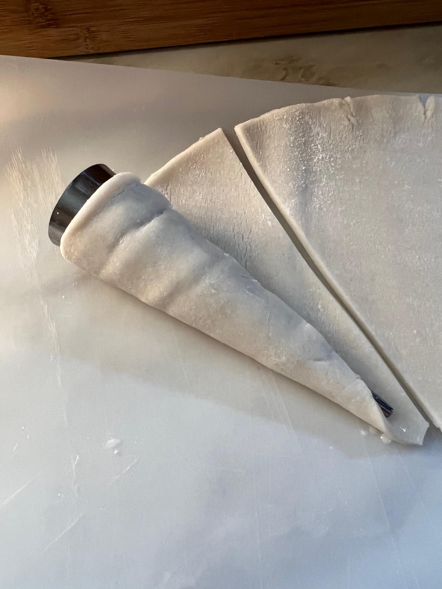 Apple Pie Cones : 16 Steps (with Pictures) - Instructables