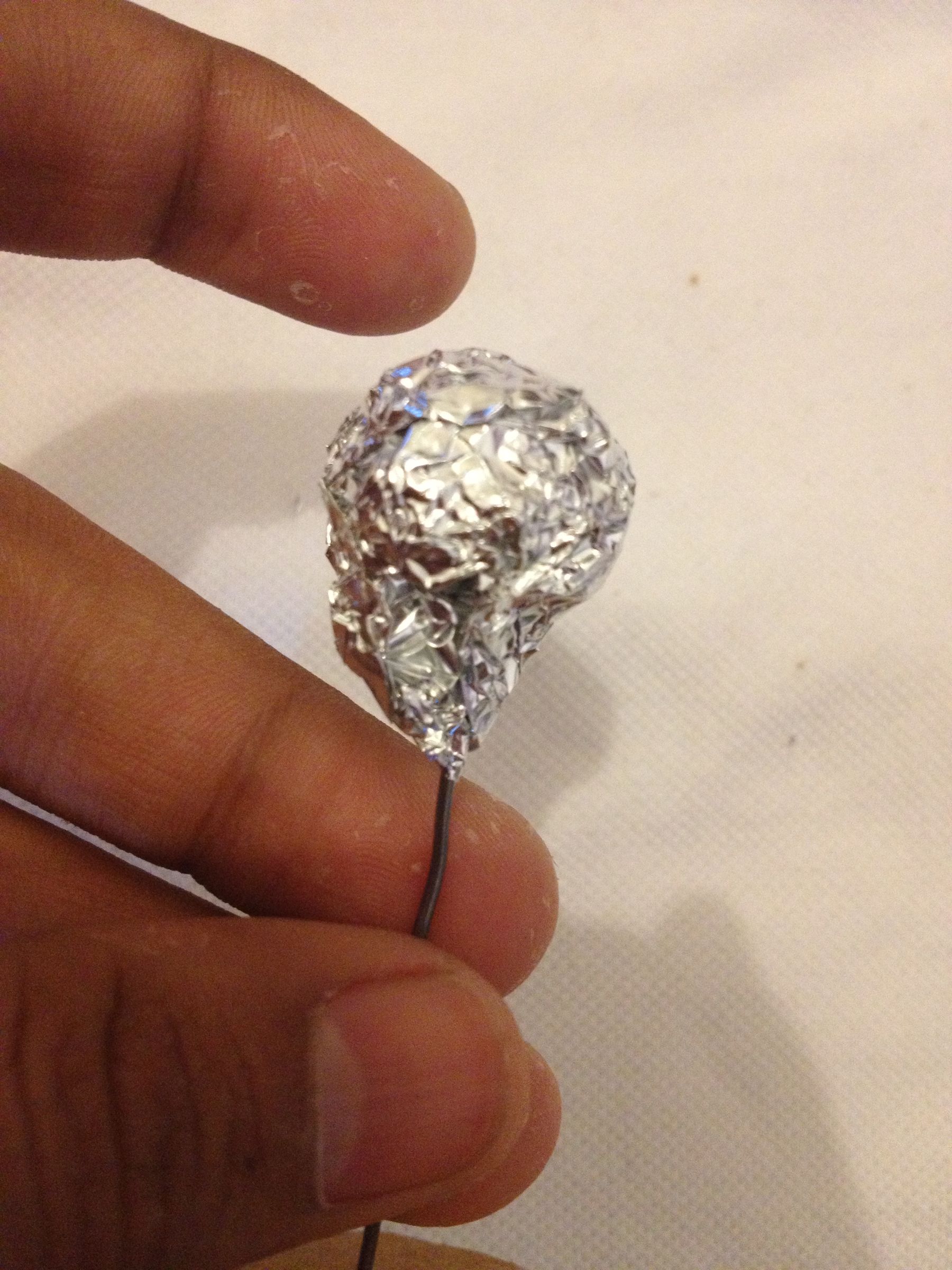 How to Make an Electroscope Easily : 12 Steps - Instructables