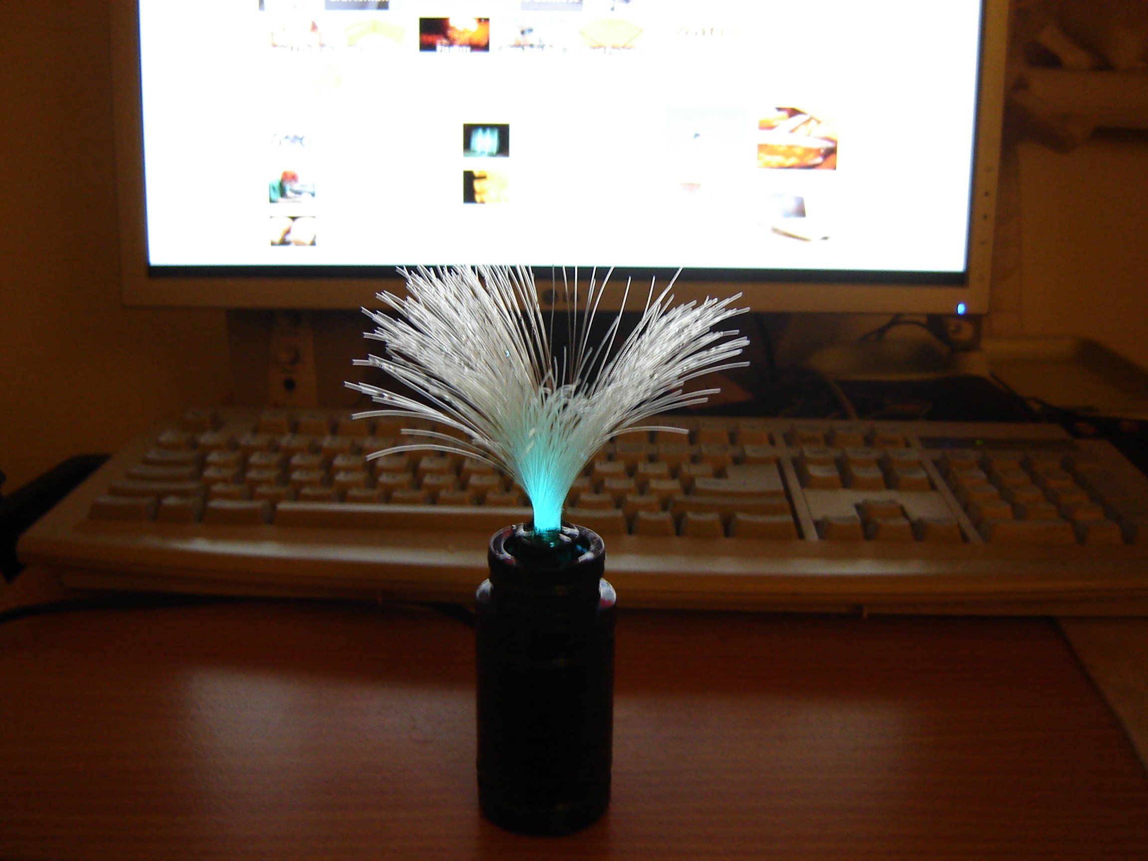 Colour Changing USB Light : 5 Steps - Instructables