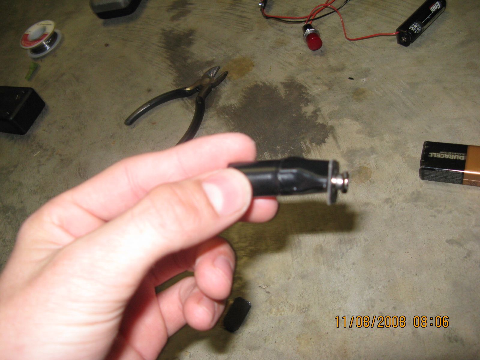 9 Volt Secret Taser : 8 Steps - Instructables