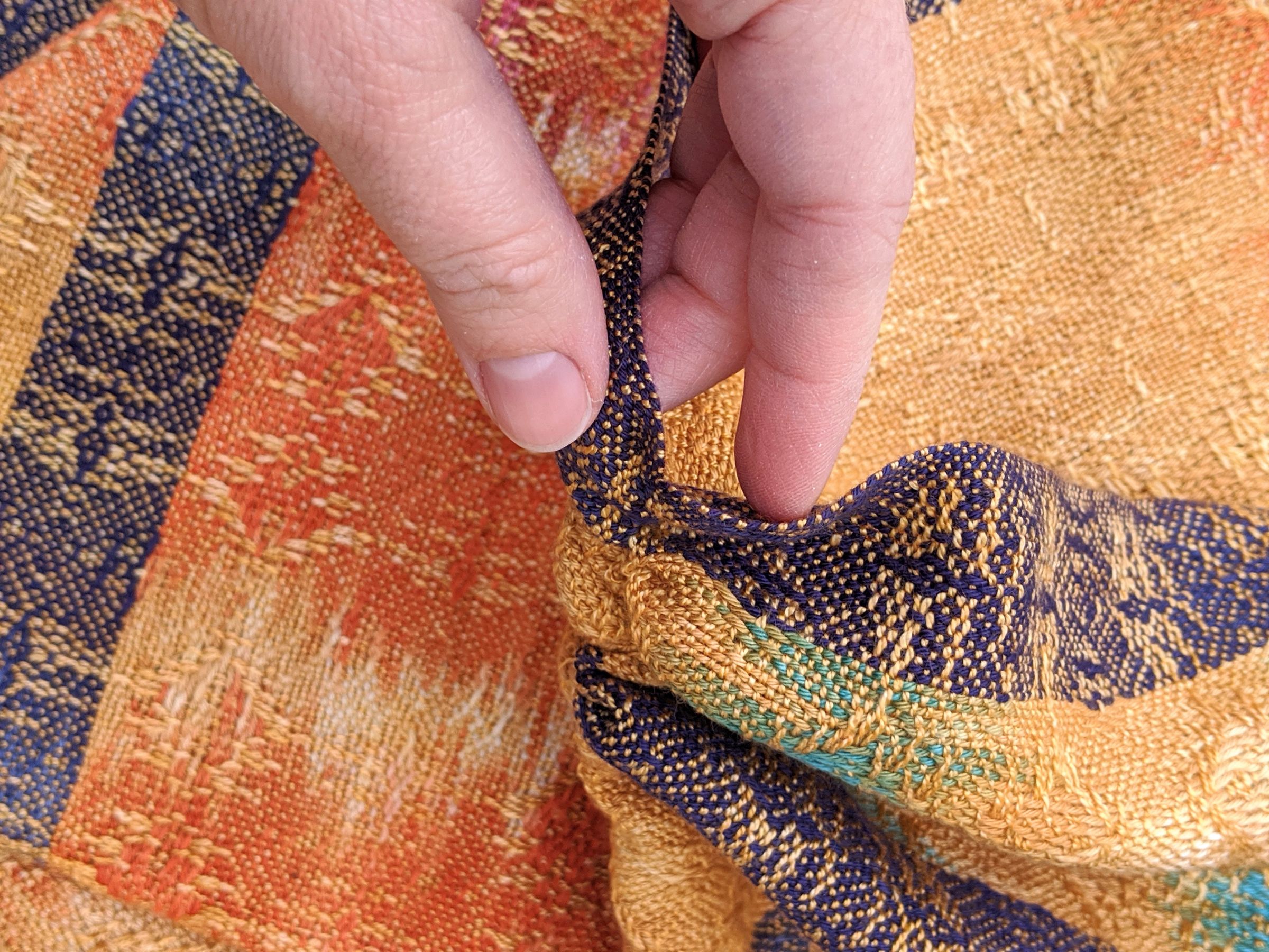 Quick and Beautiful Poncho : 7 Steps (with Pictures) - Instructables