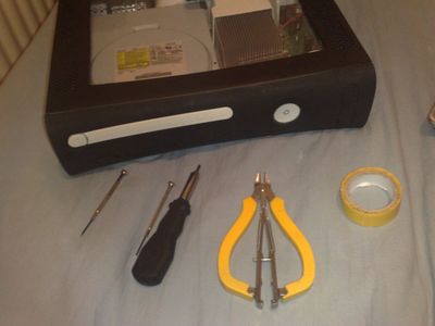 Xbox 360 12v Fan Mod : 6 Steps - Instructables