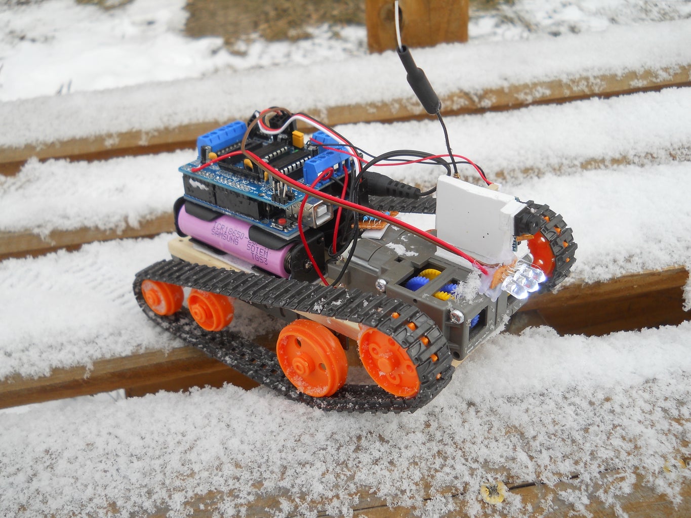 Fpv Virtual Reality Arduino Controlled Tracked Robot 17 Steps With Pictures Instructables