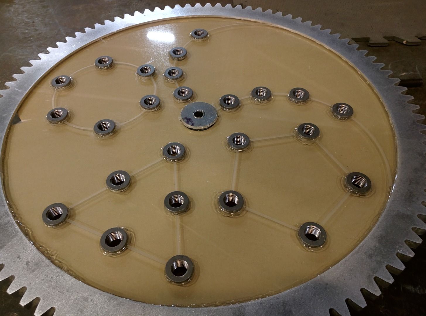 "Spiro" - a 5' Diameter, Wall Mounted Spirograph : 7 Steps (with ...