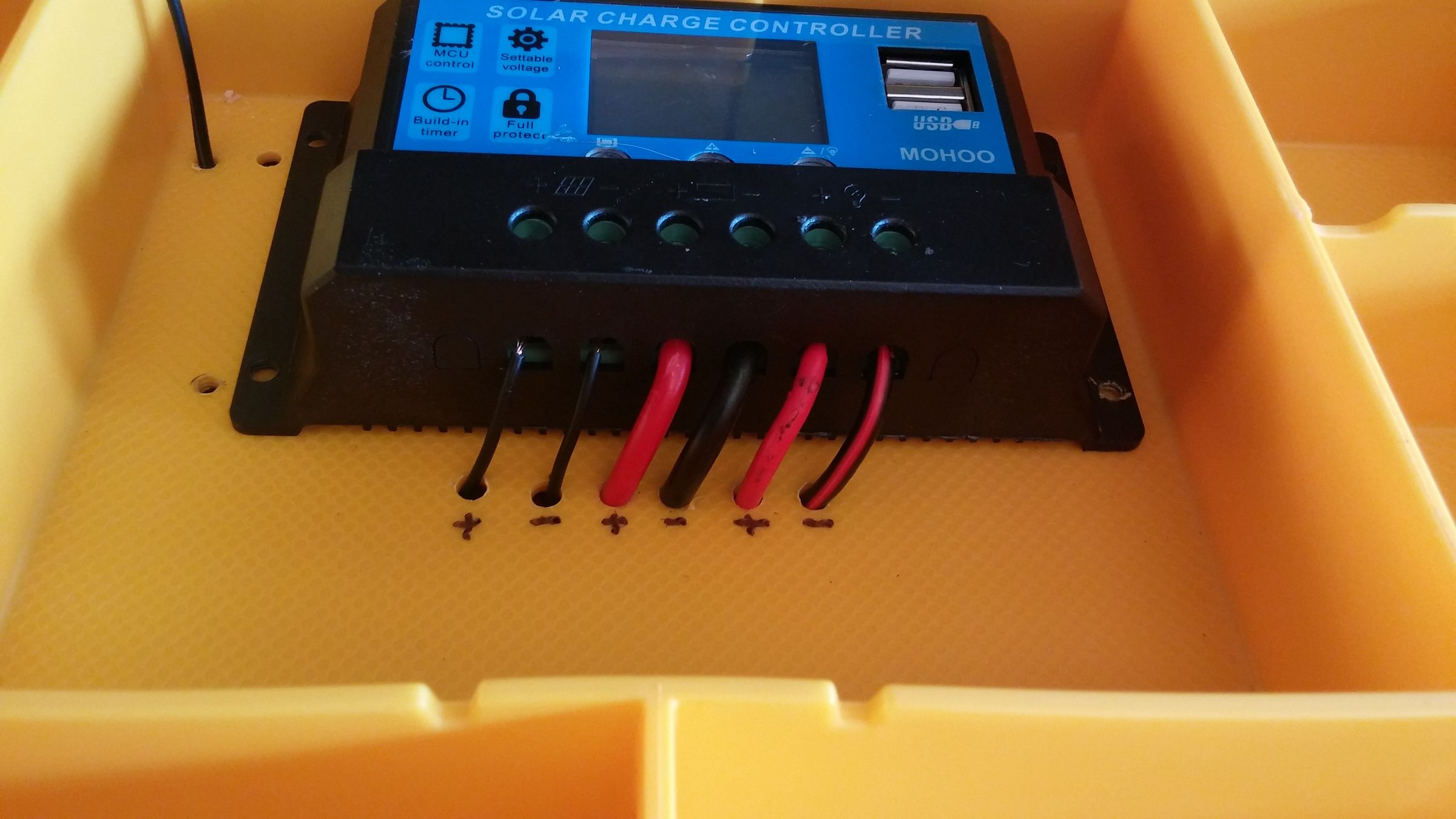 EASY Solar Charging Power Bank : 5 Steps (with Pictures) - Instructables