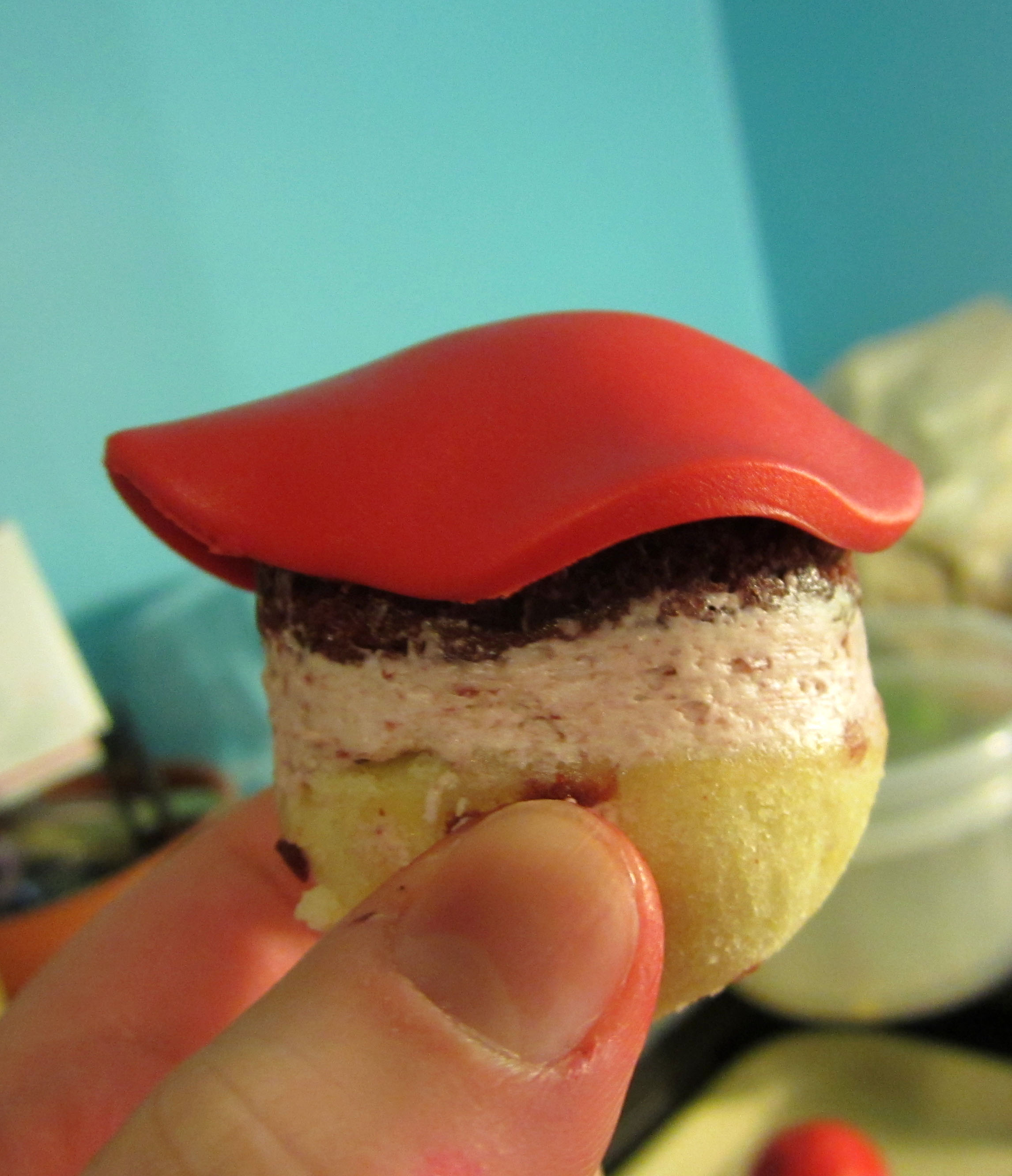 Pokelove -- Colour Co-ordinated Two-layer Mini Cakes! : 8 Steps (with ...