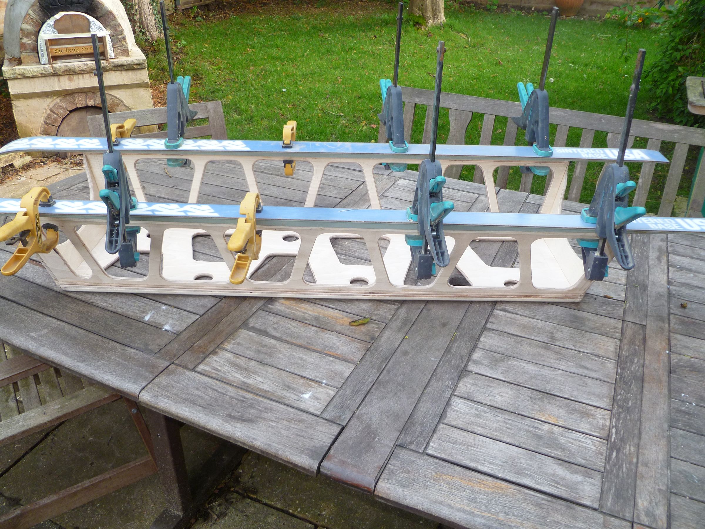 Toboggan From Old Skis : 13 Steps (with Pictures) - Instructables