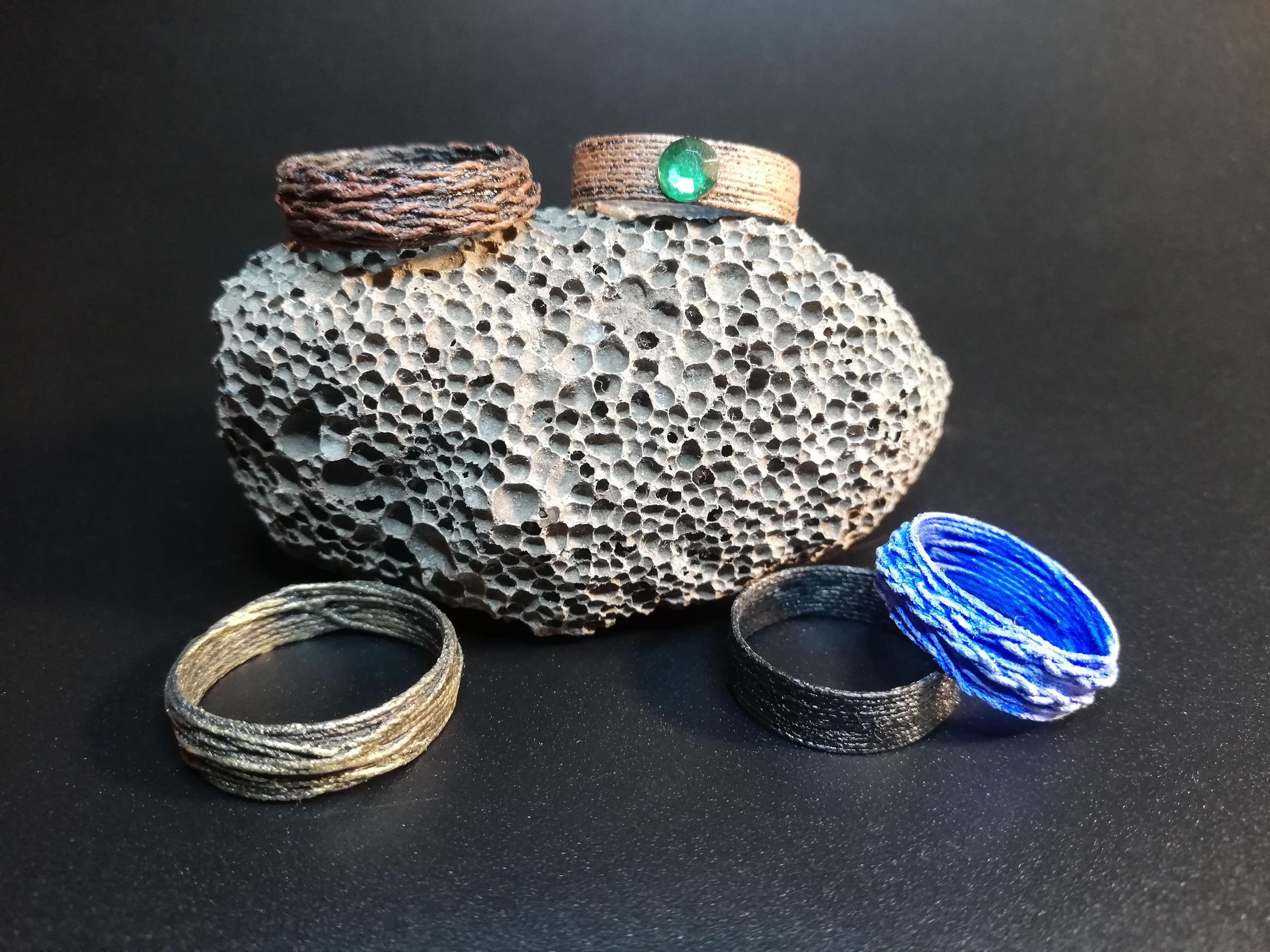 String Rings! (Super Easy) : 4 Steps (with Pictures) - Instructables