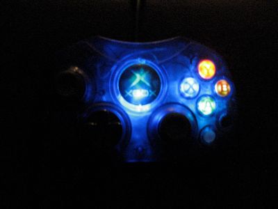 Light Up a Xbox Controller With LEDs : 9 Steps (with Pictures ...