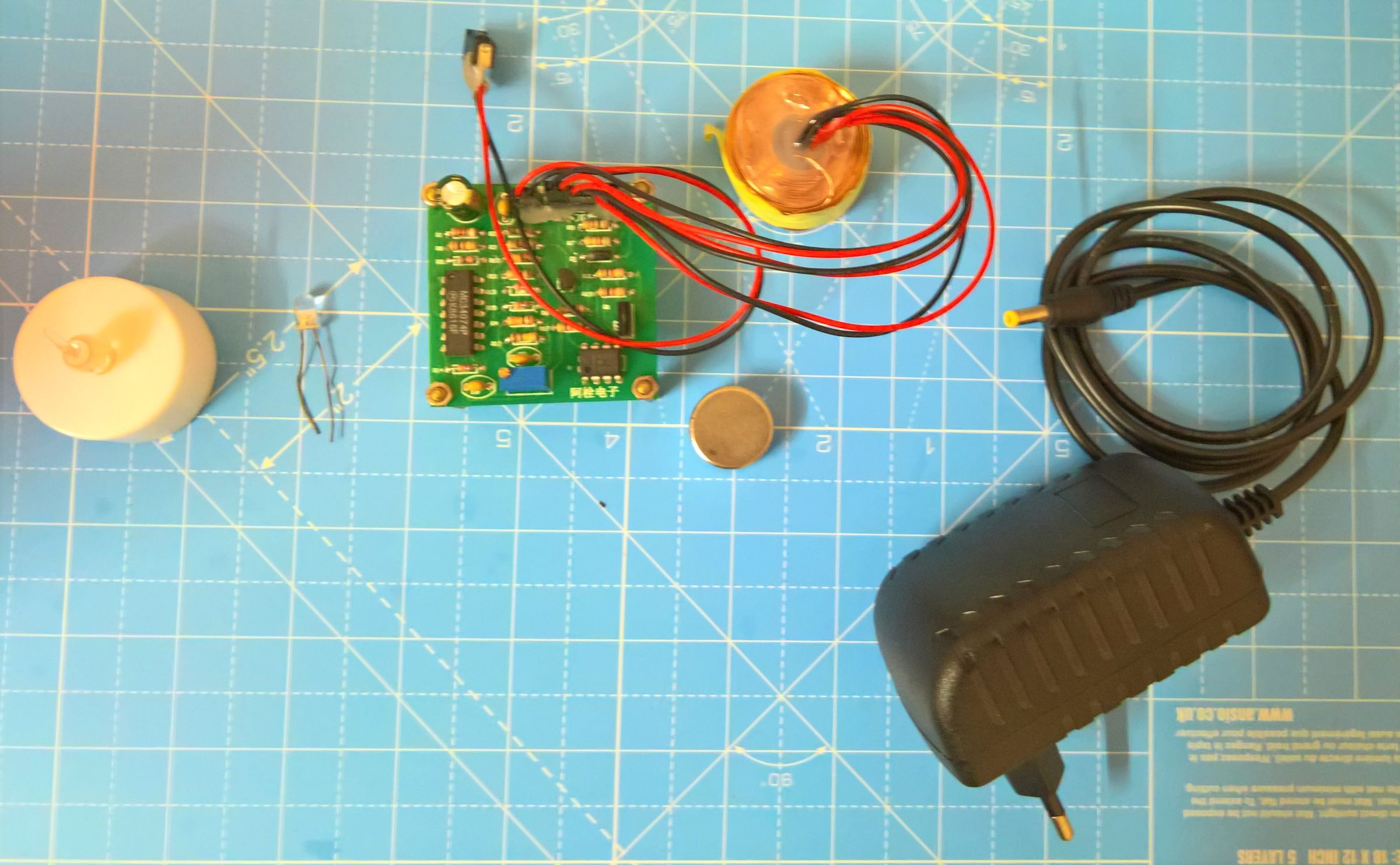 [Updated]Floating Lunar Lamp : 7 Steps (with Pictures) - Instructables