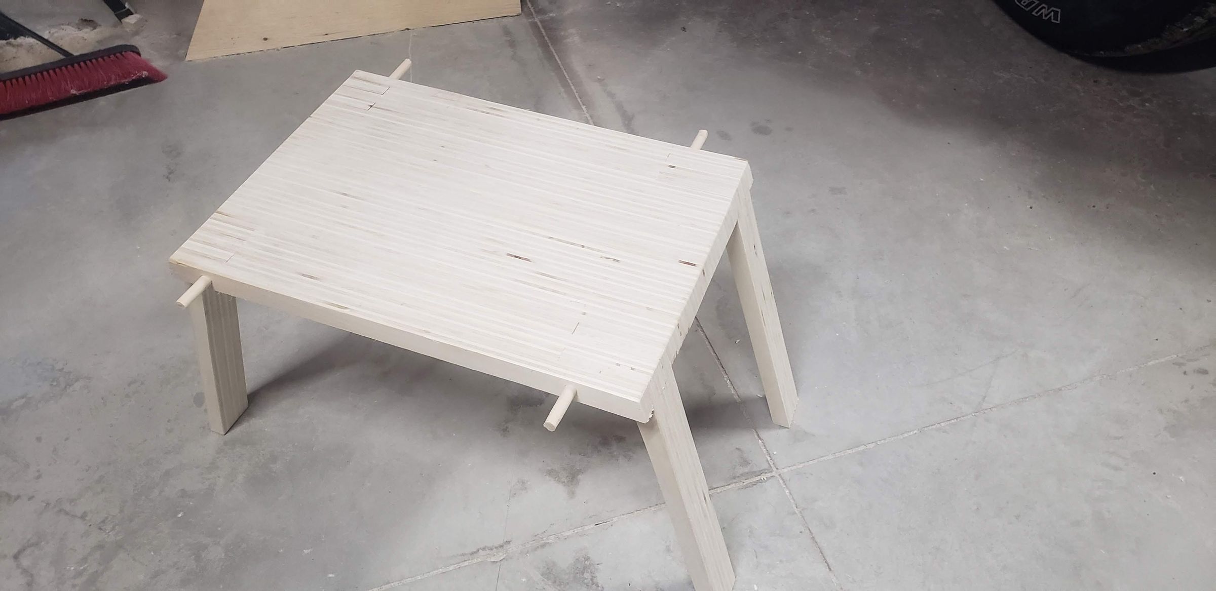 Folding Side Table : 10 Steps (with Pictures) - Instructables