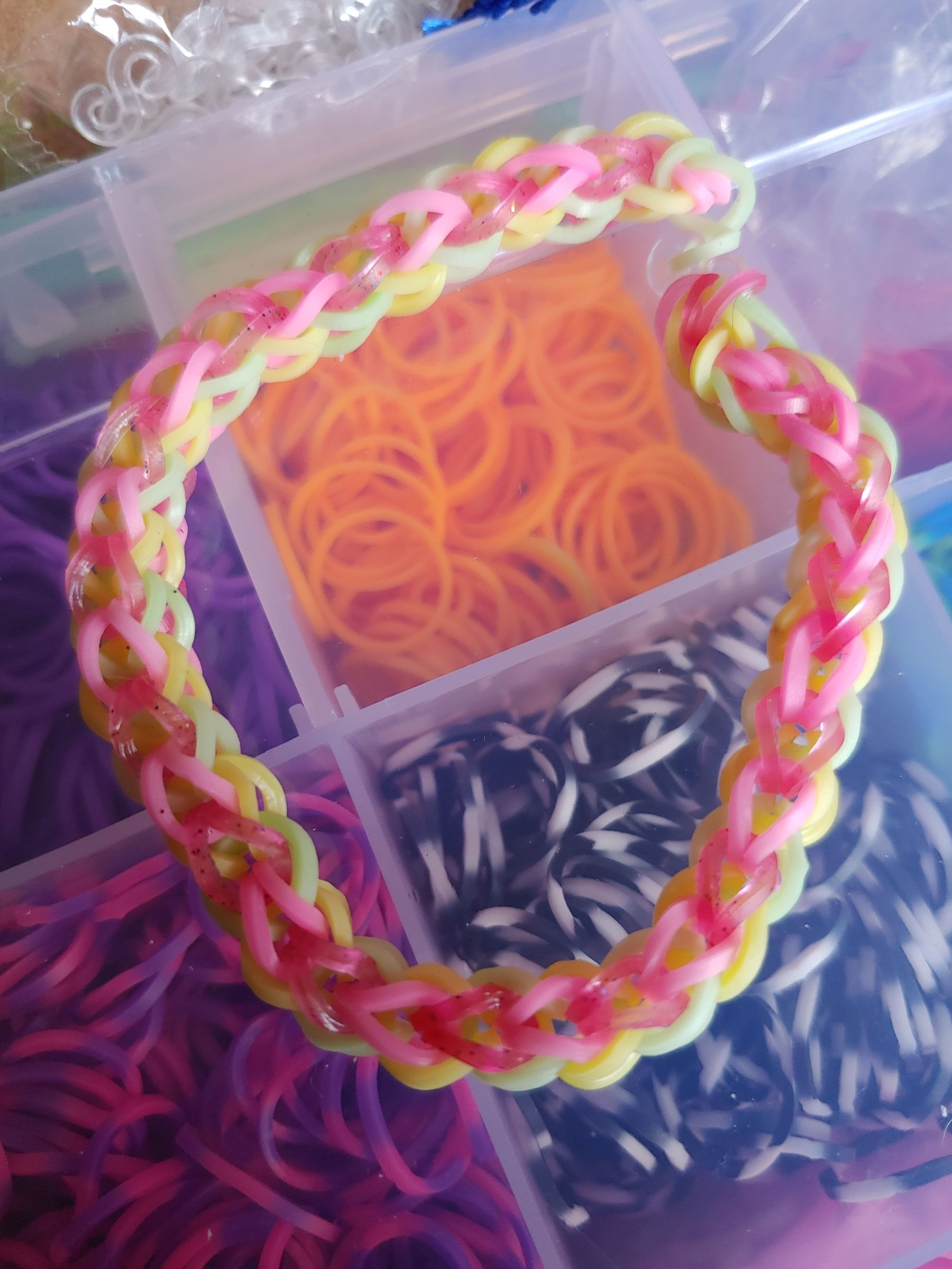 Double Cross Rainbow Loom