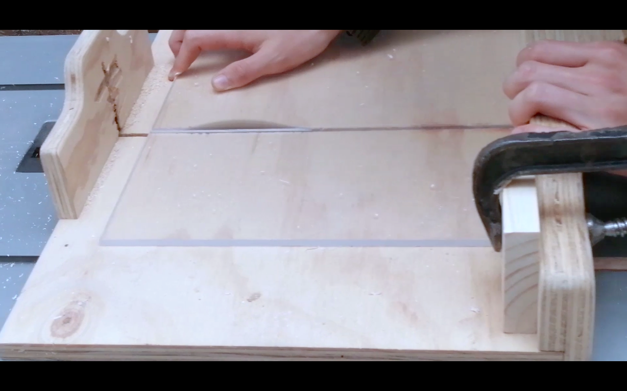 My First Ever Router Table! : 8 Steps (with Pictures) - Instructables