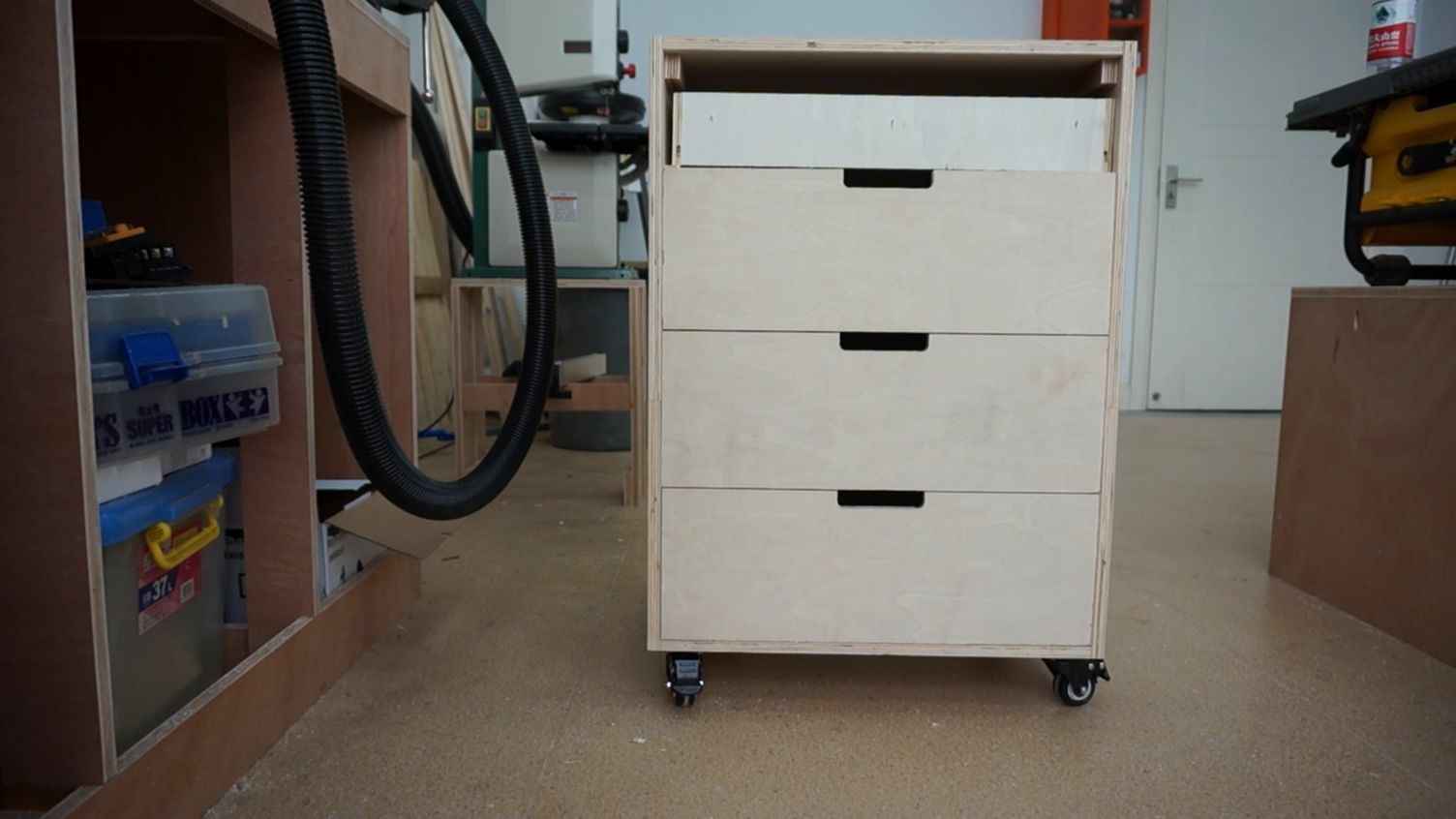 Planer Stand Cabinet : 6 Steps (with Pictures) - Instructables