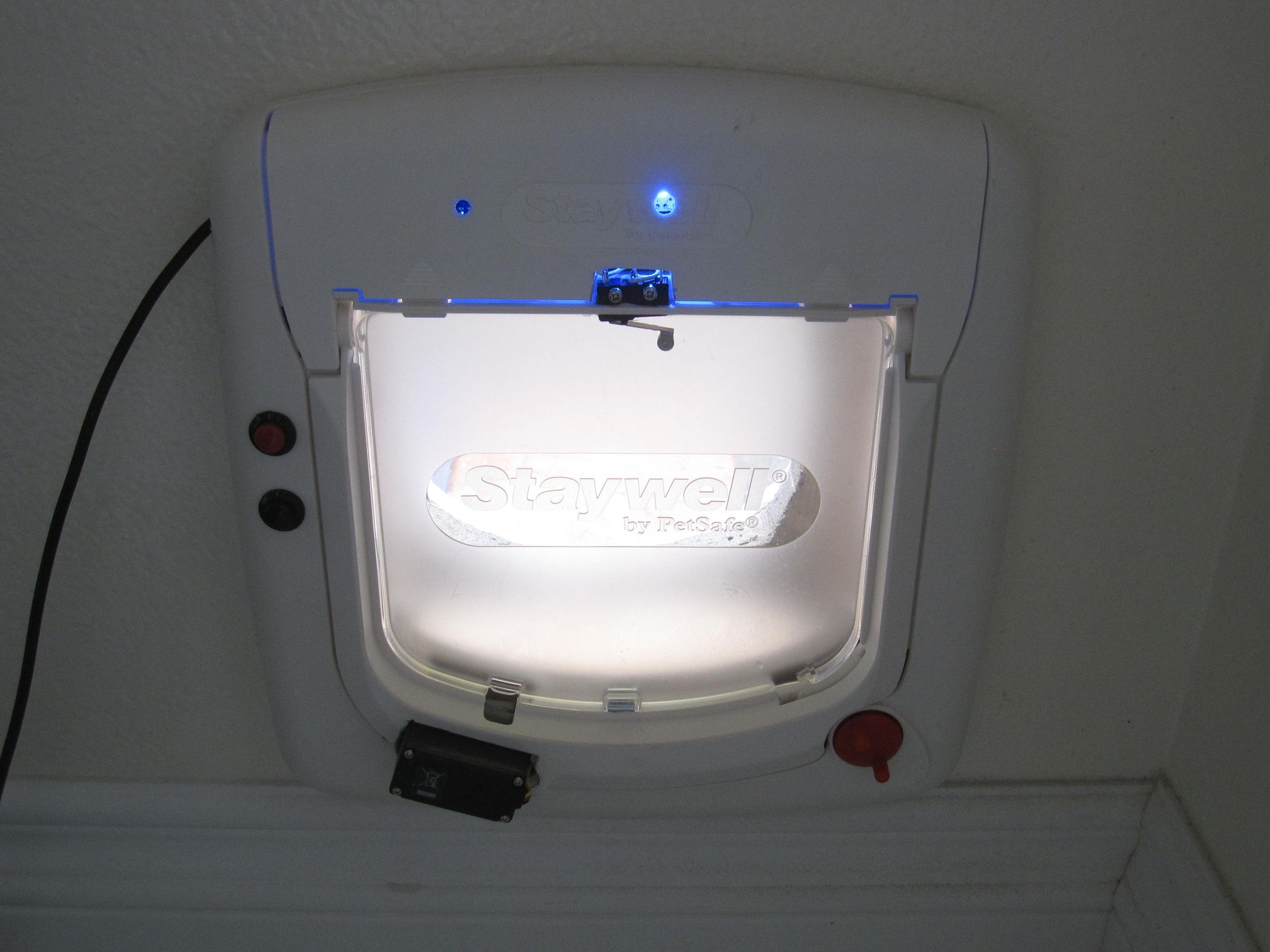 Pet Curfew: an Arduino Controlled Pet Door : 7 Steps (with Pictures ...