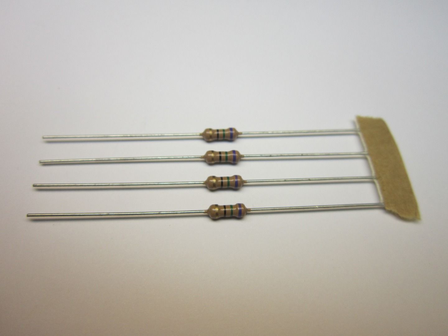 Binary Thermometer 2.0 : 7 Steps - Instructables